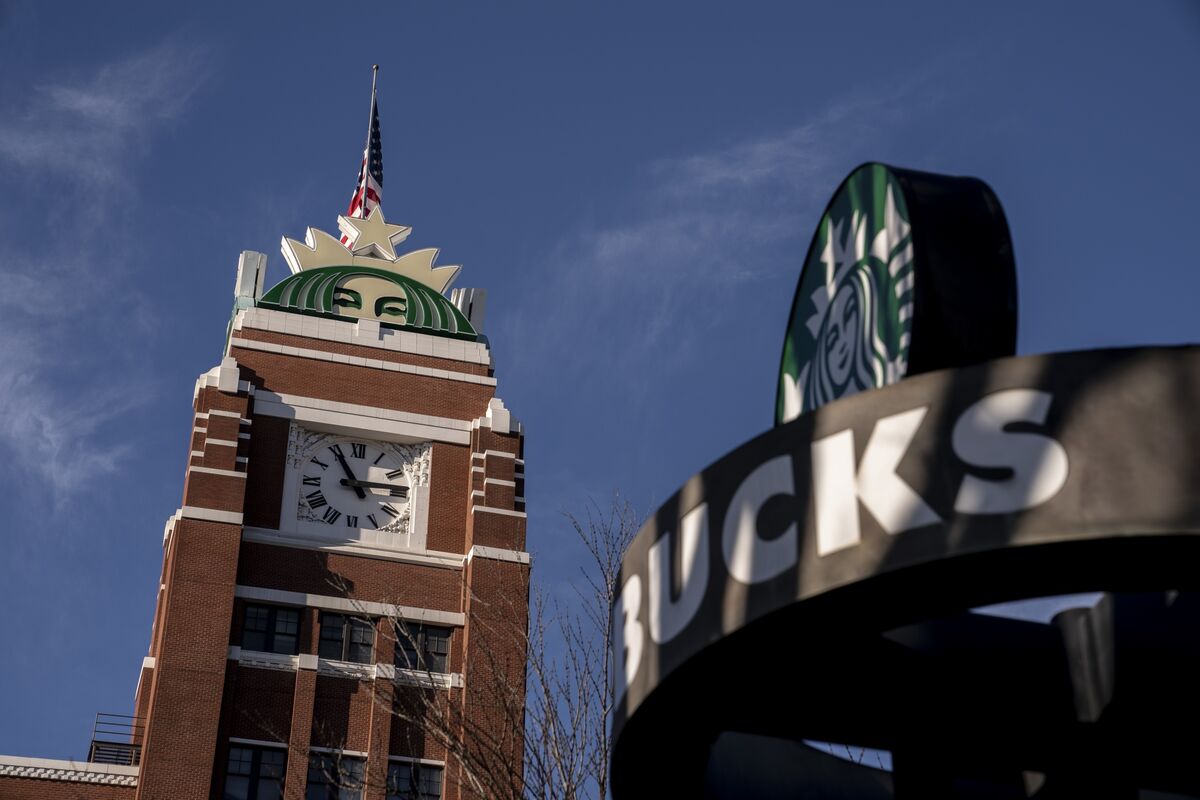 Starbucks Threatens to Fire Office Workers Not Meeting 3-Day Policy ...