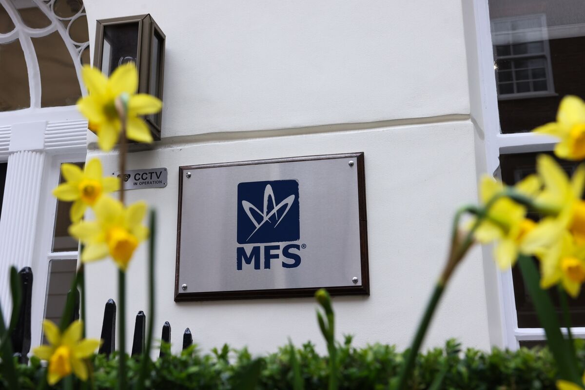 Barclays Owed About £500 Million by Collapsed UK Lender MFS - Bloomberg