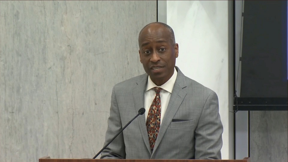 Watch Fed’s Jefferson: Steady Rate to Help Push Down Inflation - Bloomberg