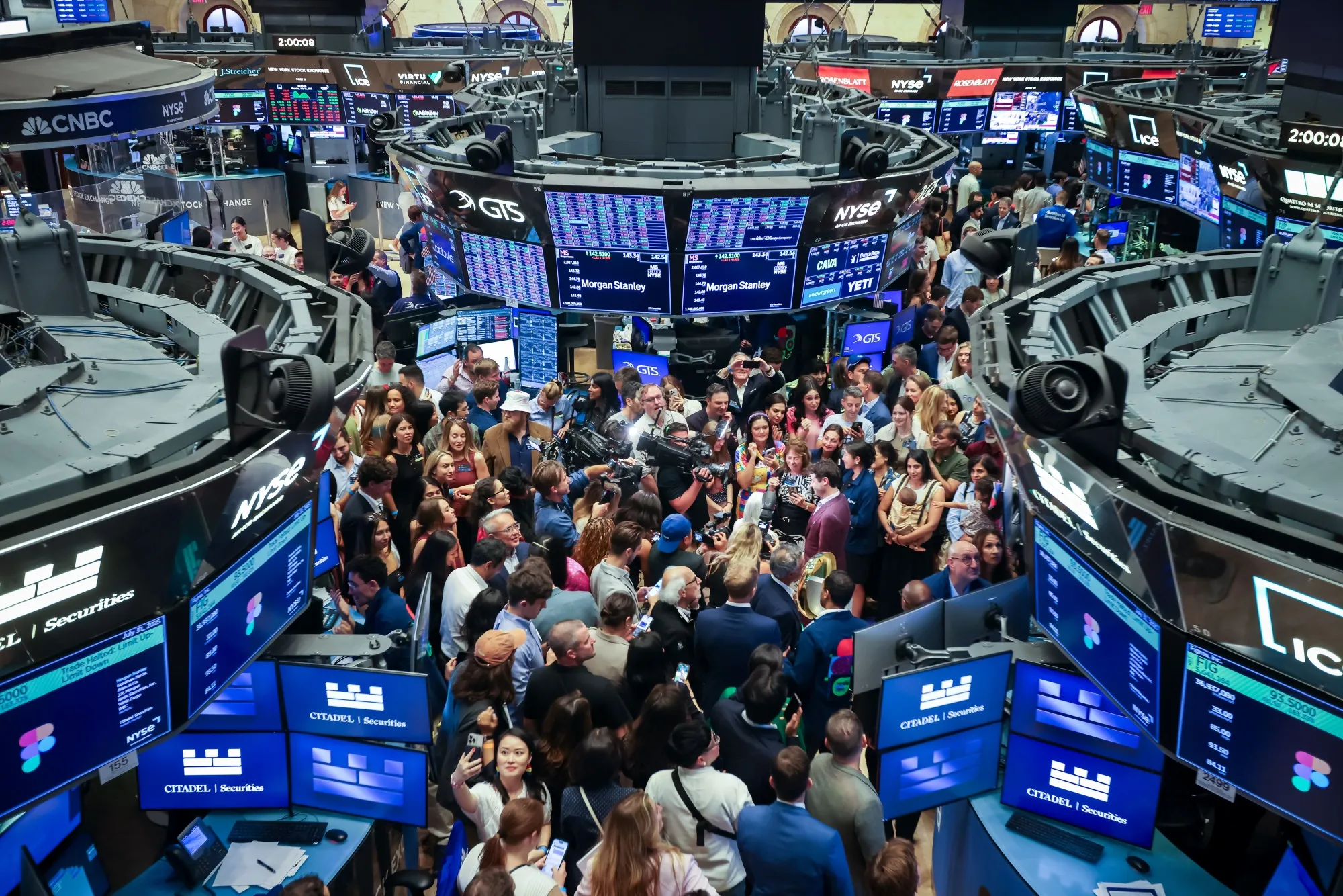 Wall Street Rides IPO Momentum as Equity Advisory Revenue Climbs ...
