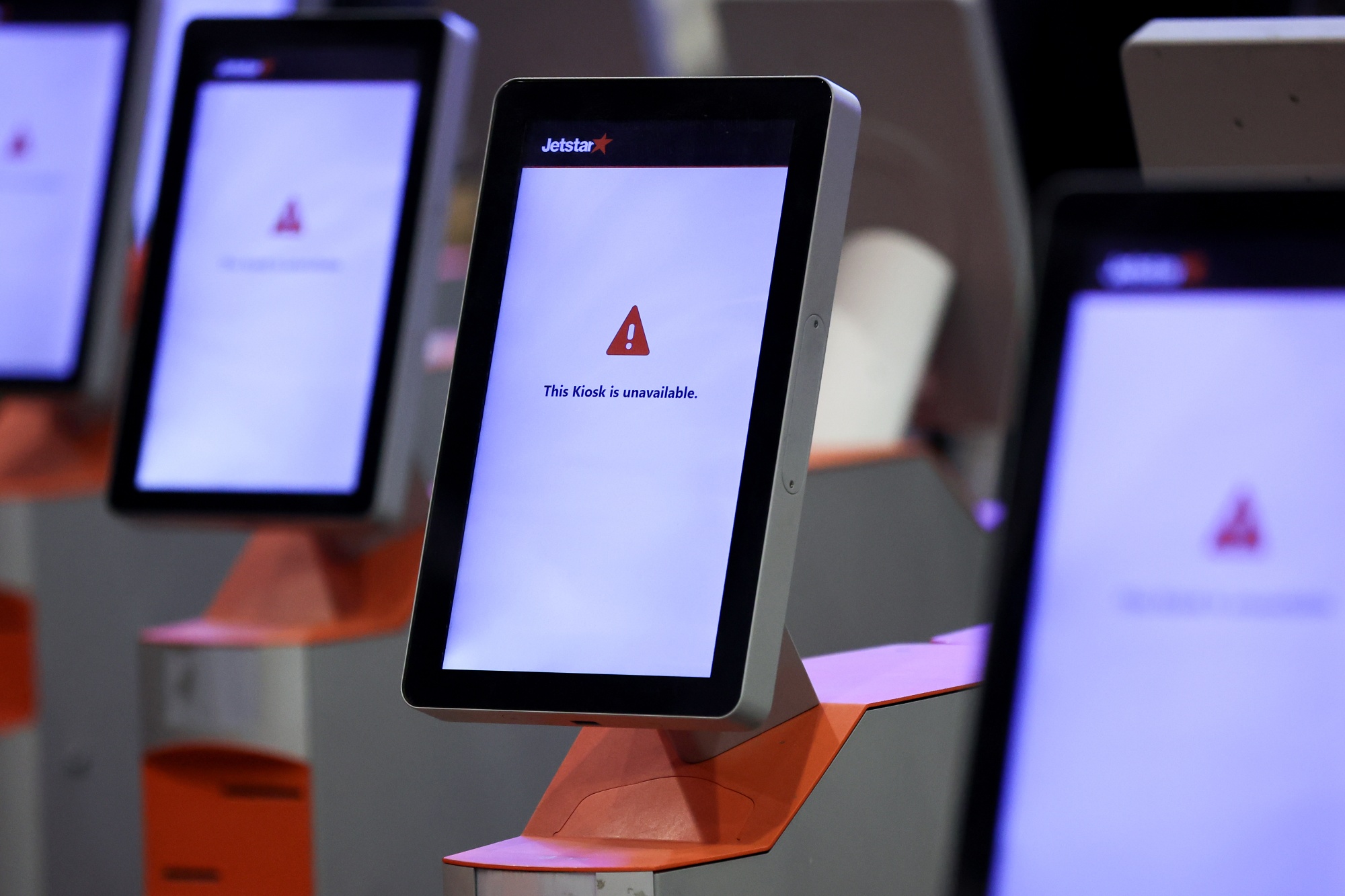 Un aggiornamento di CrowdStrike ha bloccato Windows e il mondo