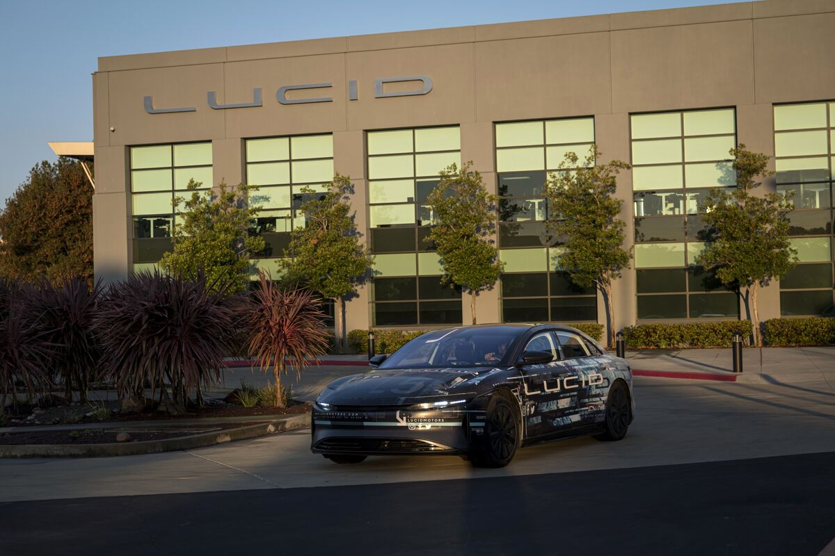 Lucid to Cut $1,300 Jobs, 18% of Workforce to Reduce Costs (LCID ...