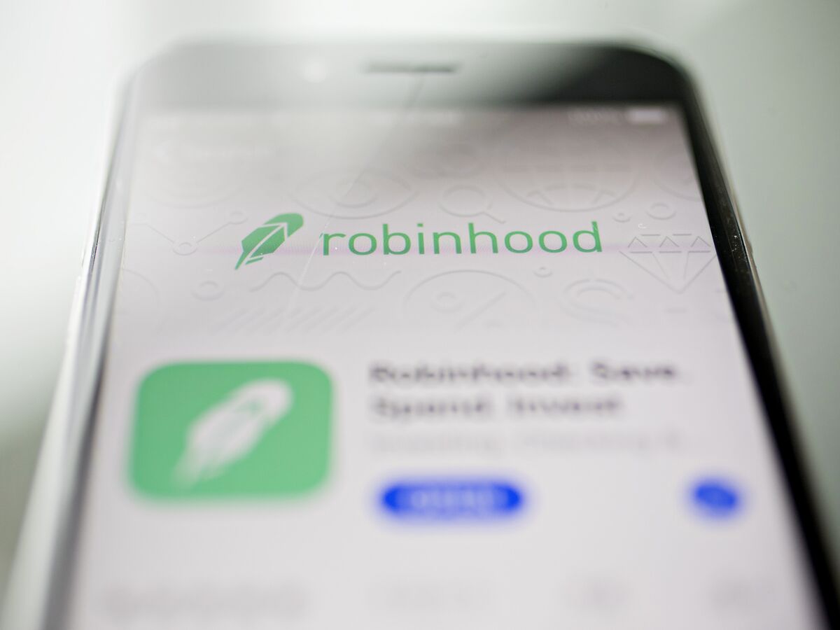 Robinhood Lawsuit Over 2020 Trading Outages to Move Forward - Bloomberg