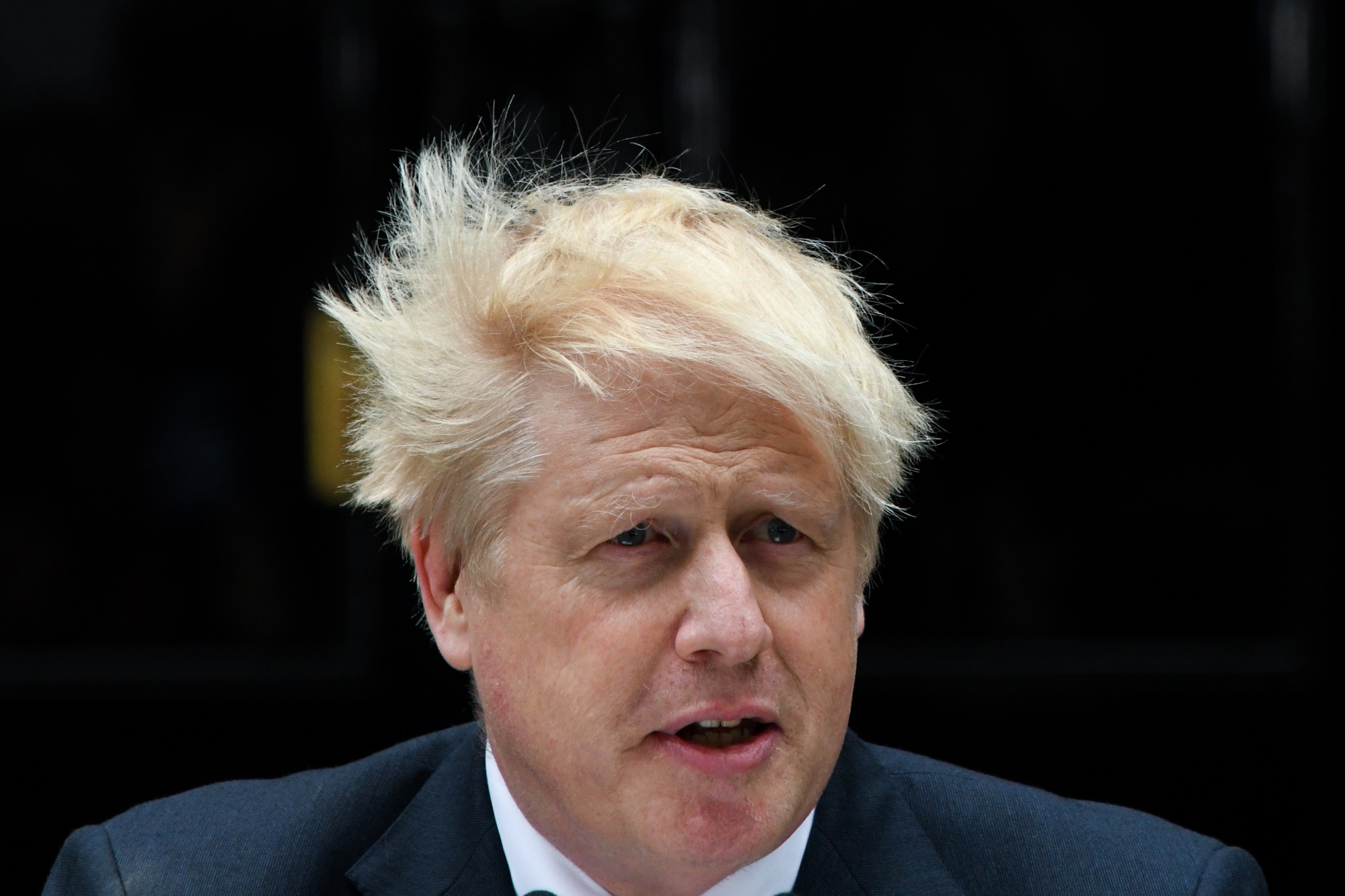 Five Things You Need to Know: Musk, Twitter, Boris Johnson, China ...