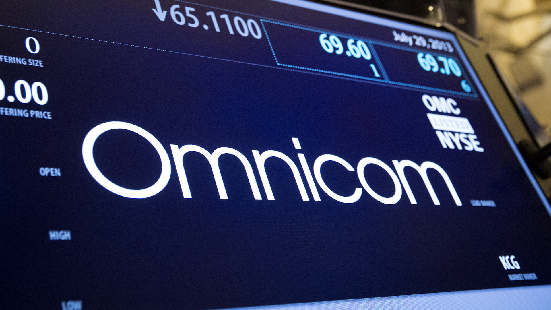 Watch Omnicom to Buy Interpublic Creating Largest Ad Company - Bloomberg