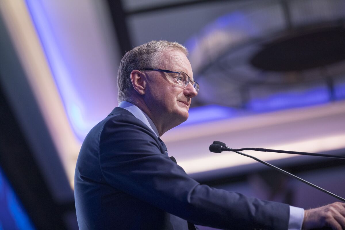 Australian PM Says Lowe, Others Being Discussed for RBA Governor ...
