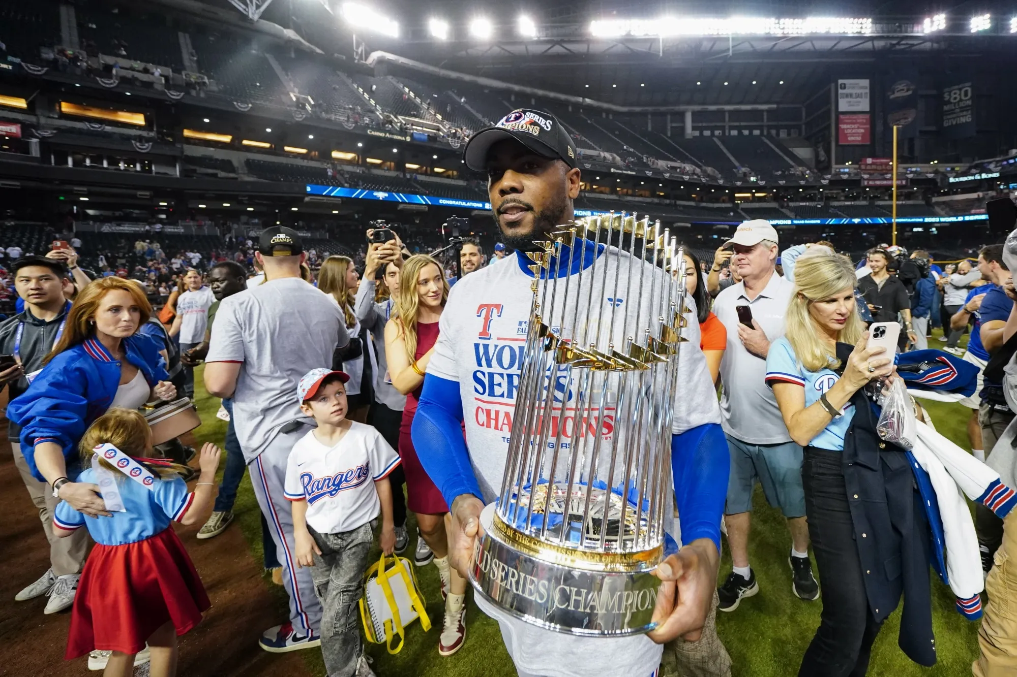Texas Rangers Win First World Series Title Over Arizona Diamondbacks in Game 5 - Bloomberg