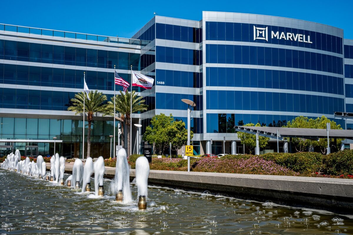 Marvell Soars to Record High After AI Demand Bolsters Outlook - Bloomberg