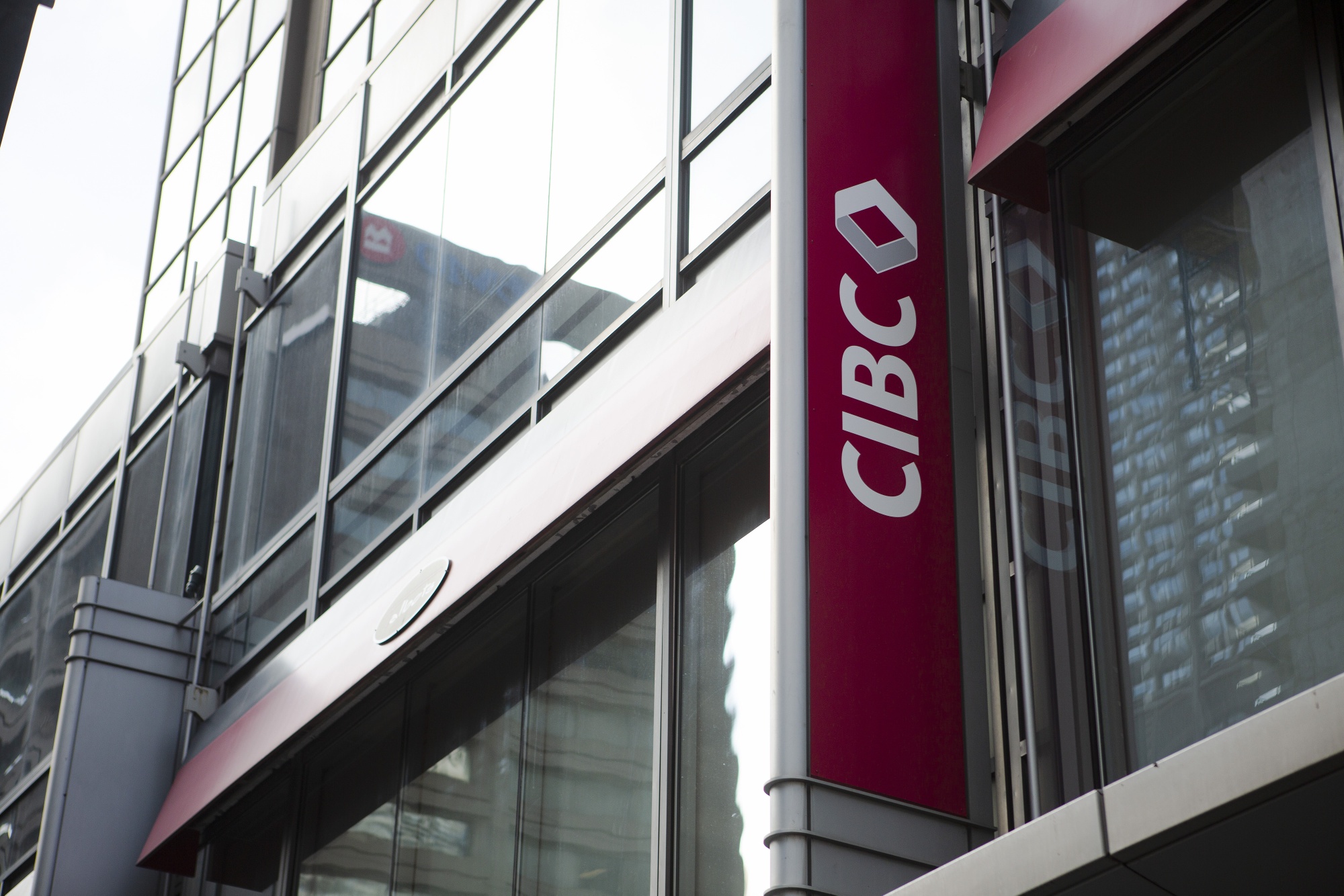CIBC Innovation Hires JPMorgan’s Enriquez for New York Office - Bloomberg