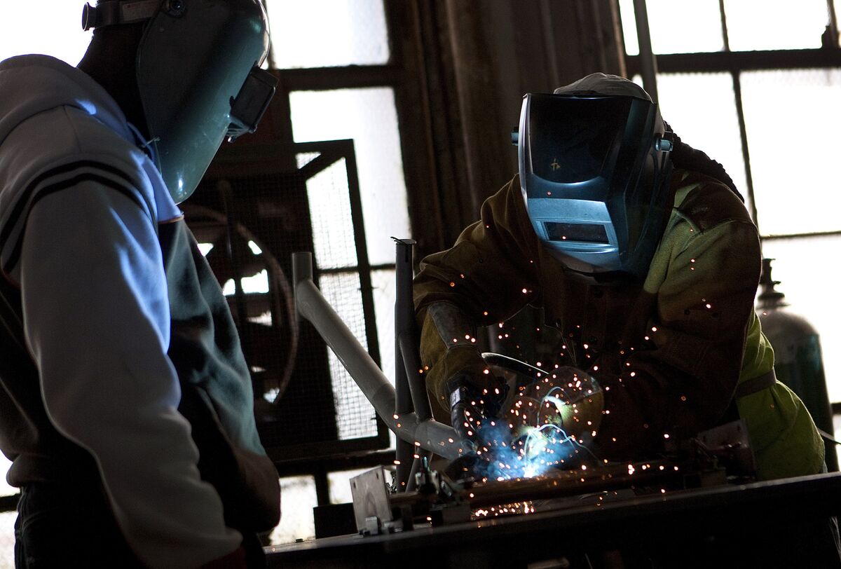 Orders for U.S. Business Equipment Rise Most in Eight Months - Bloomberg