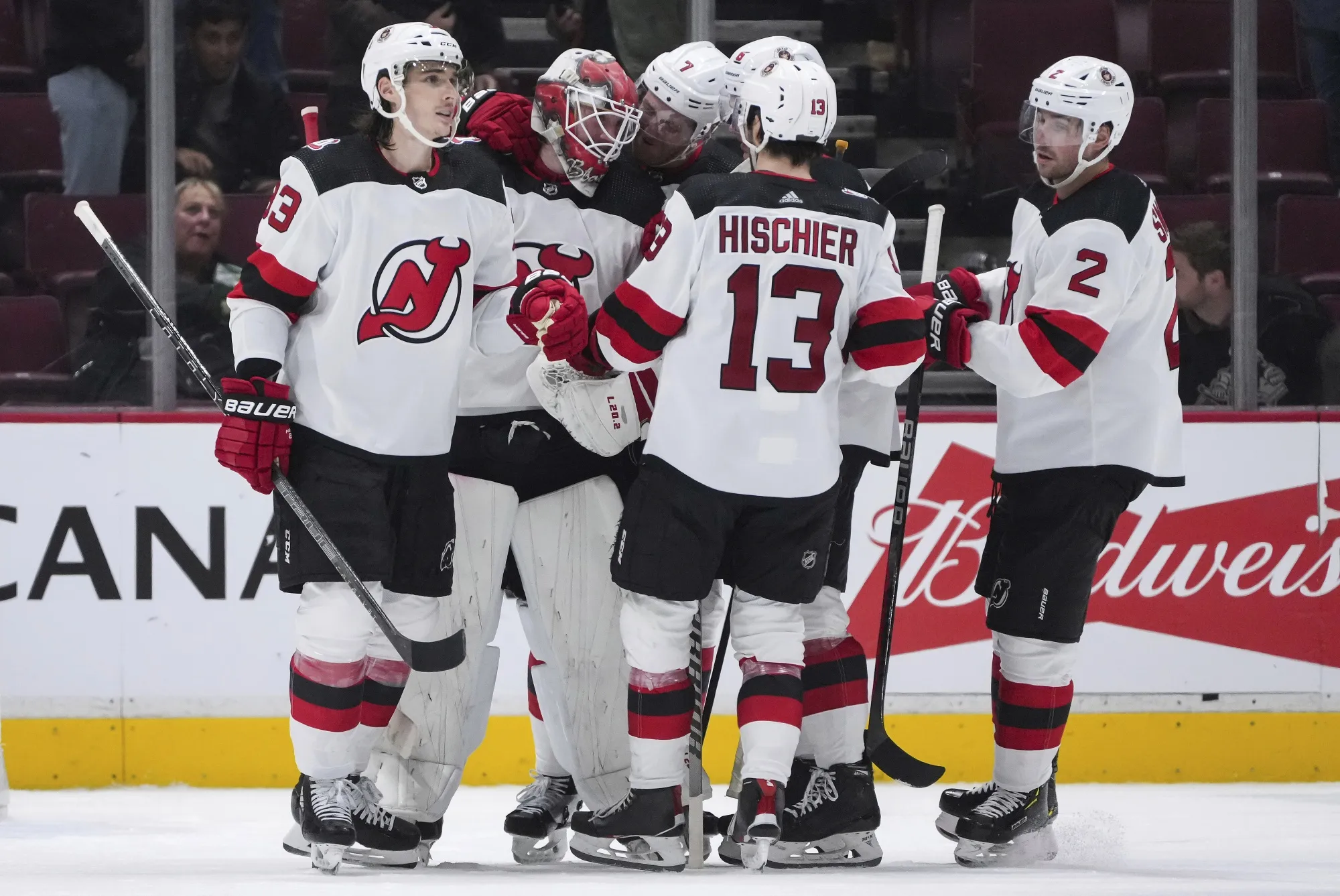Hughes And Sharangovich Help Devils Beat Canucks 5-2 - Bloomberg
