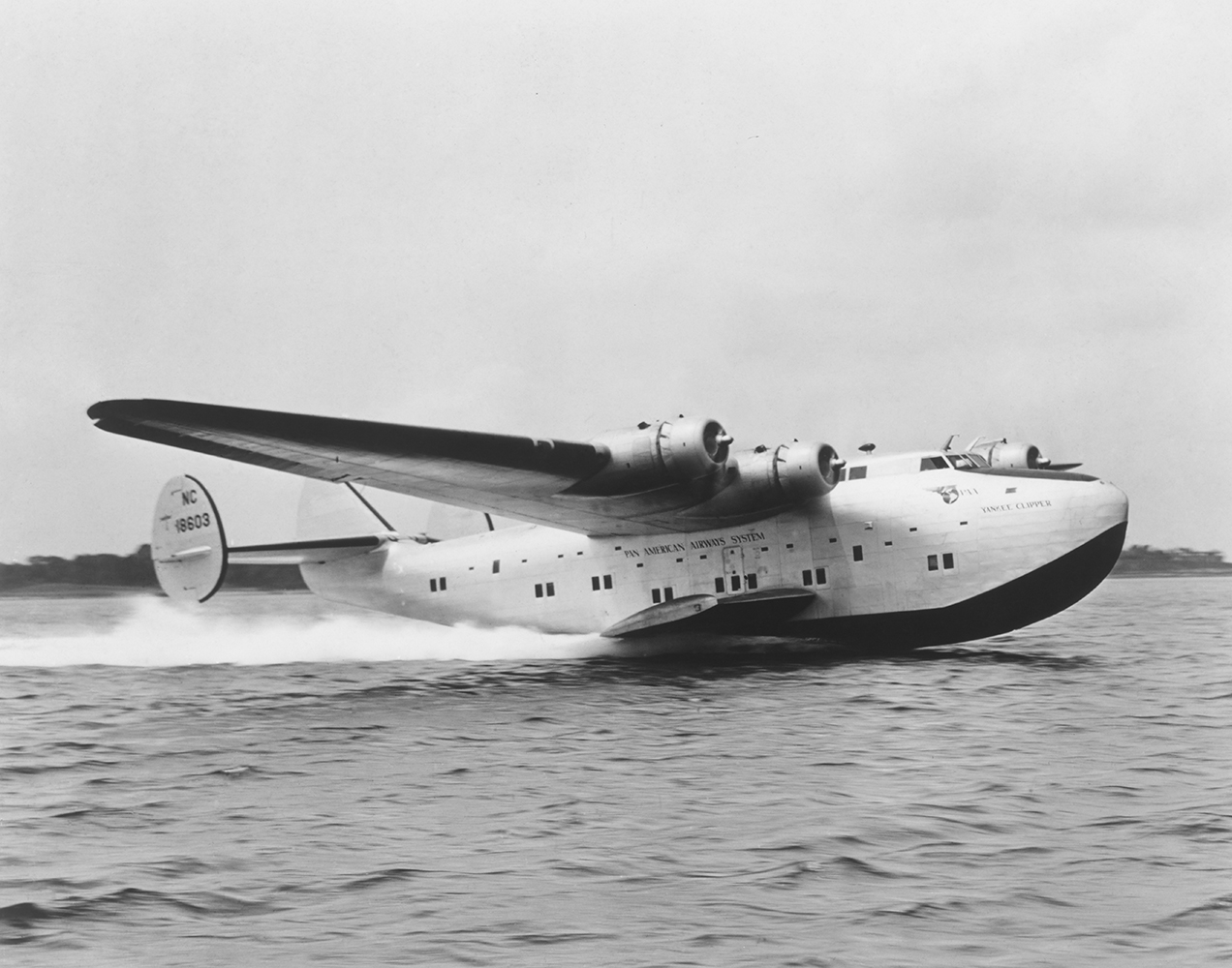 Pan Am Photos, Ads Prove Air Travel Was Once Golden, Complicated ...