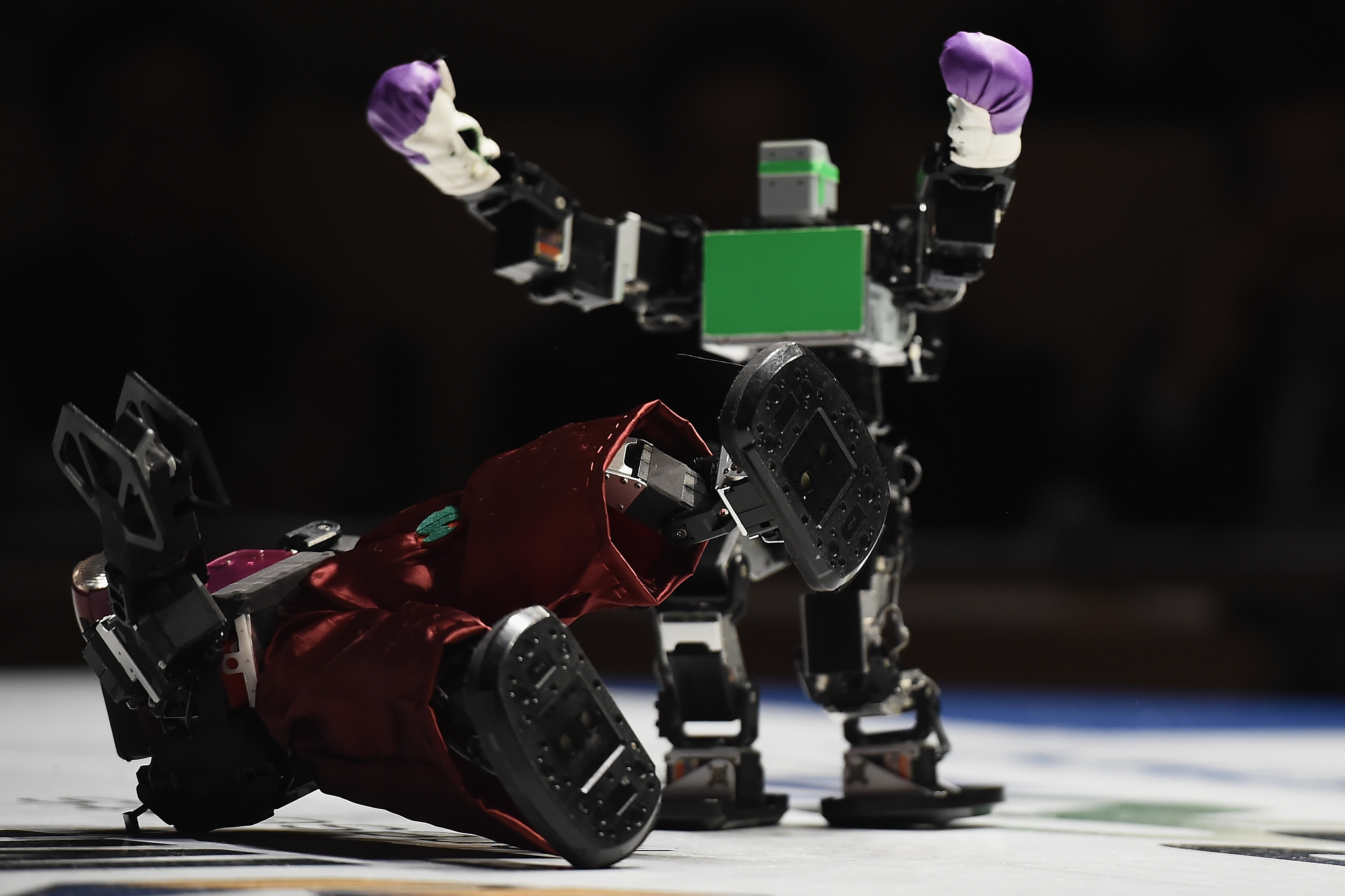 Tech, Traditional Business Rivalry Will Define a New Decade - Bloomberg