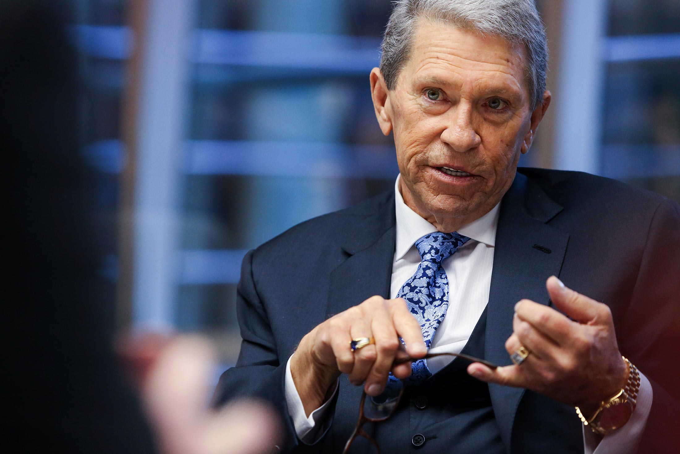 CSX Investors Are All Ears for Harrison's Pitch to Run Railroad - Bloomberg