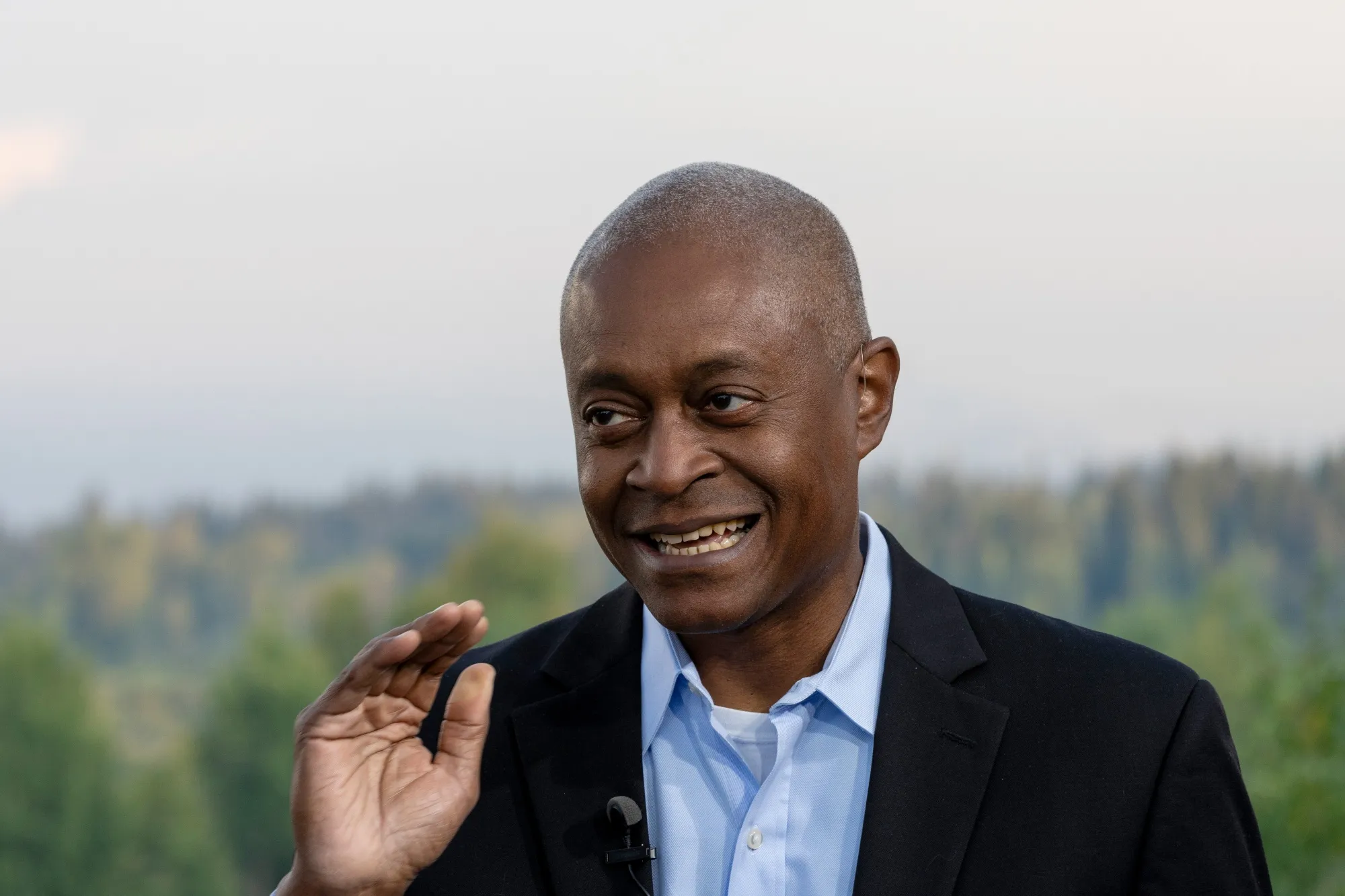 Fed’s Bostic Says He’d Wait on Rates Amid Warnings on Inflation - Bloomberg