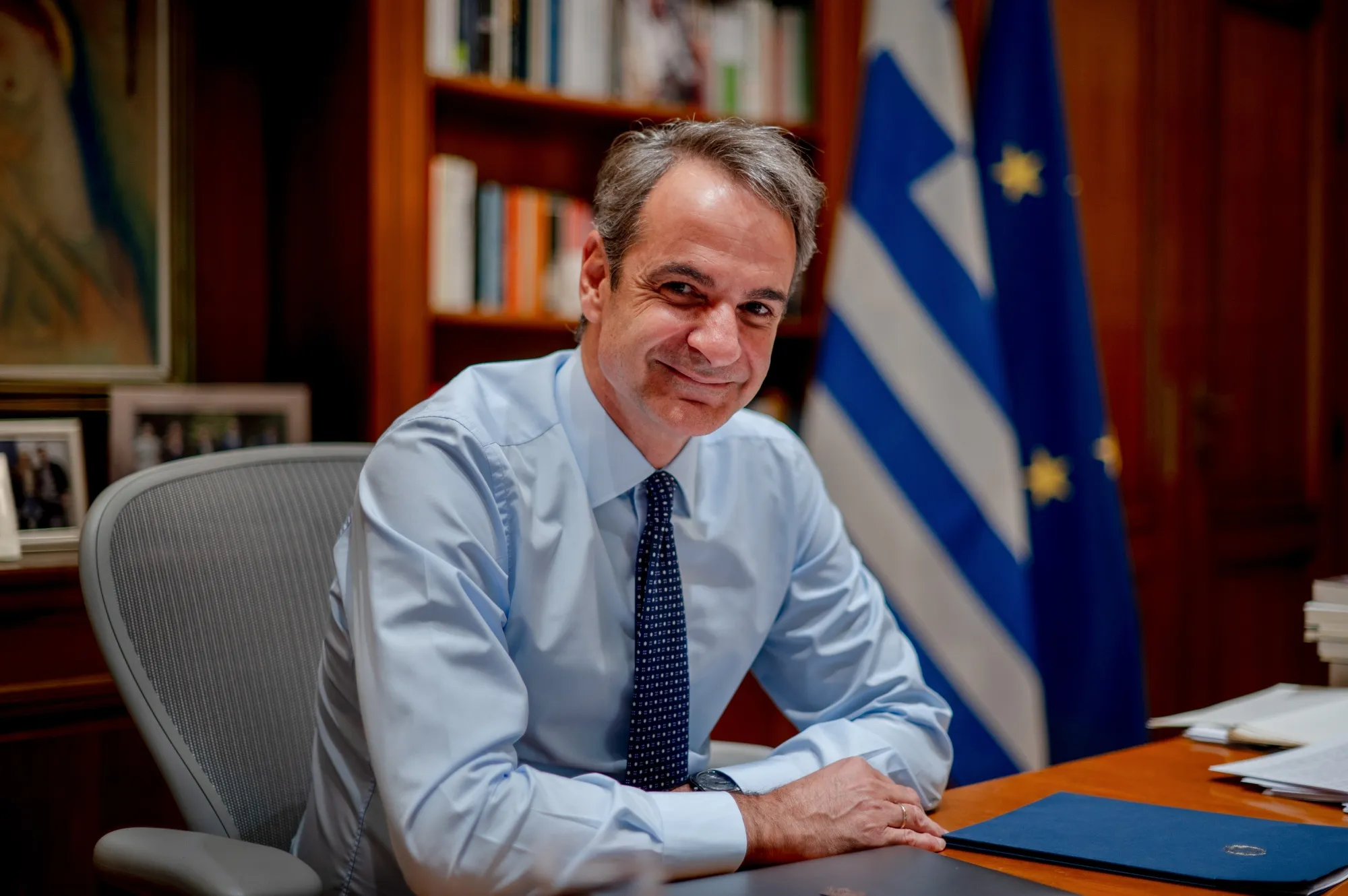 EU-UK Ties ‘Can Only Get Better’ Under Labour, Greek PM Says - Bloomberg