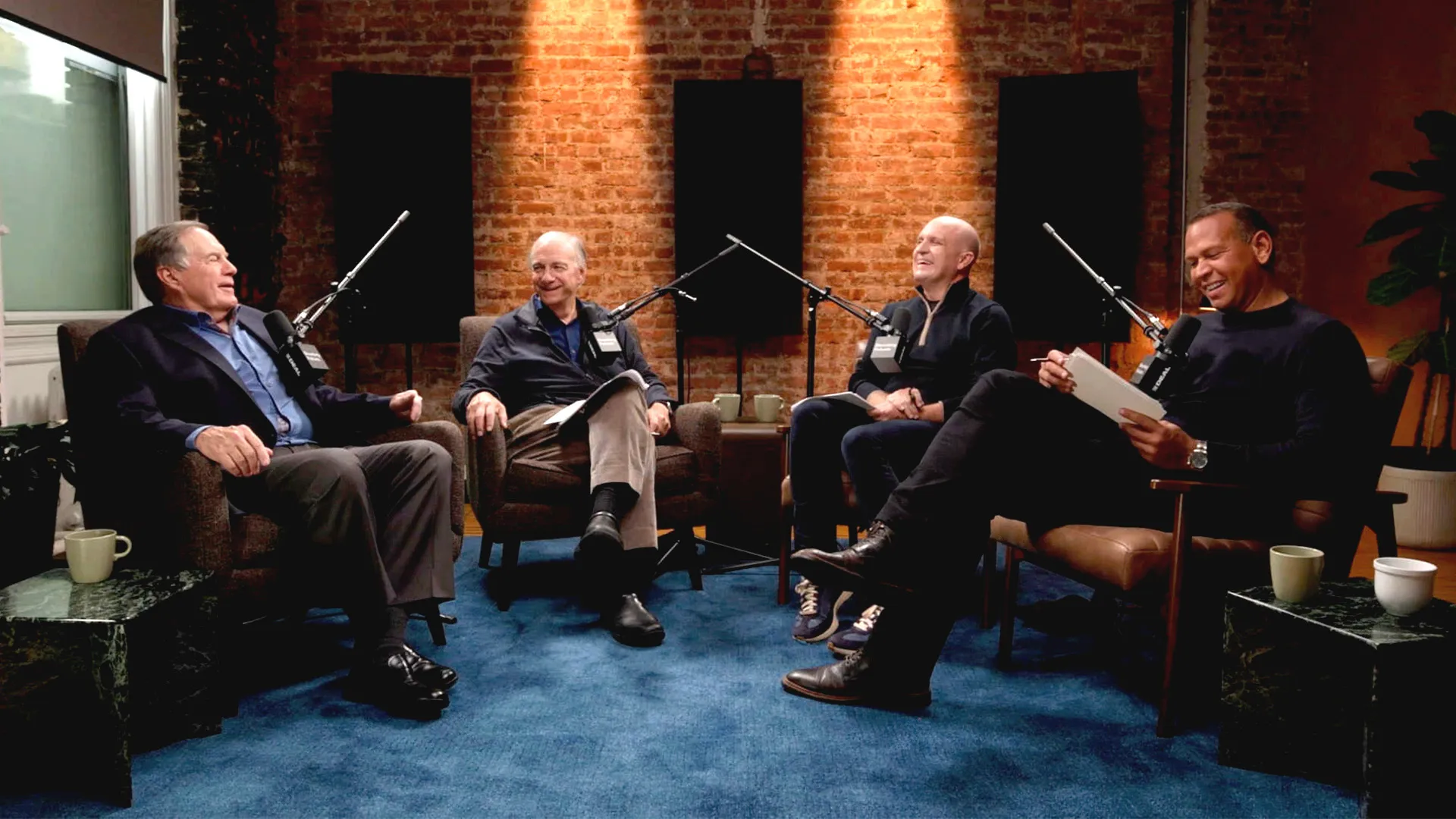 Video: How Belichick and Dalio Bonded Over ‘Principles’ - Bloomberg