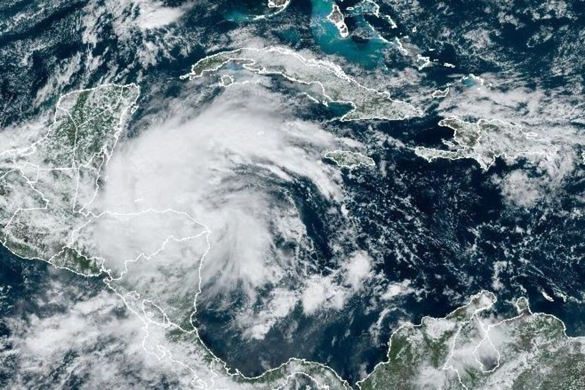 Tropical Storm Sara Threatens C. America With Catastrophic Floods ...