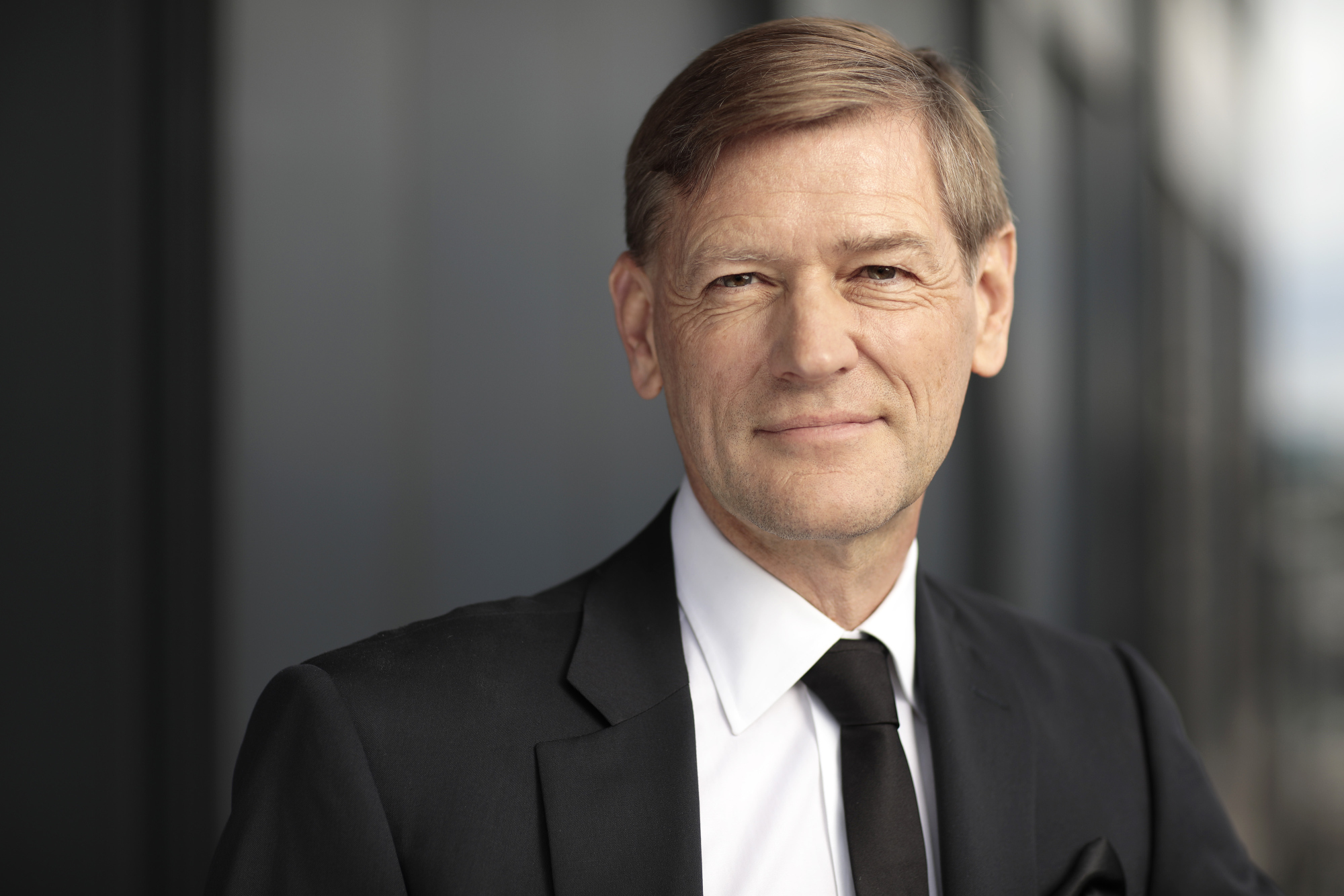 Former Shire CEO Shakes Up Galderma as IPO Decision Looms - Bloomberg