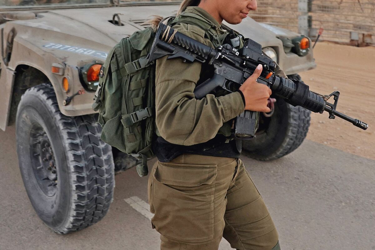 Israel’s Multi-Front War Spurs IDF to Open All-Female Religious Combat ...