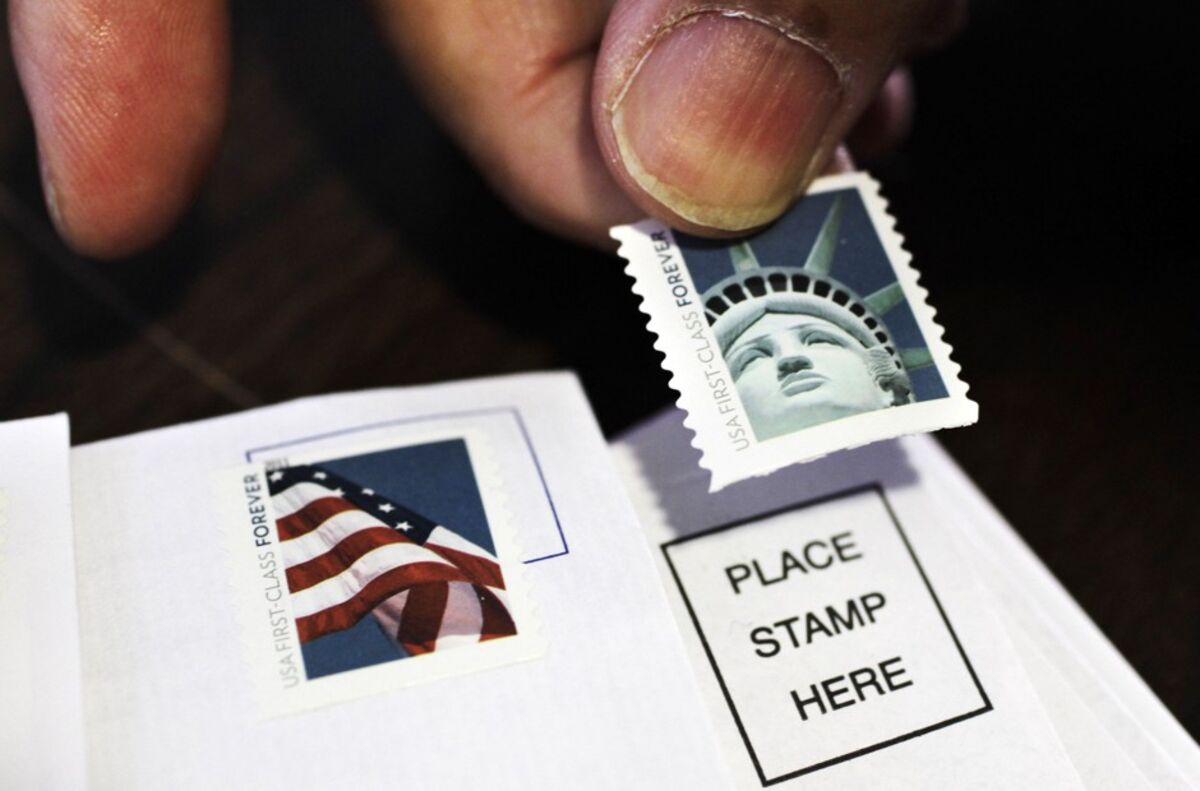 The U.S. Postal Service's Plan to Win Over Millennials - Bloomberg