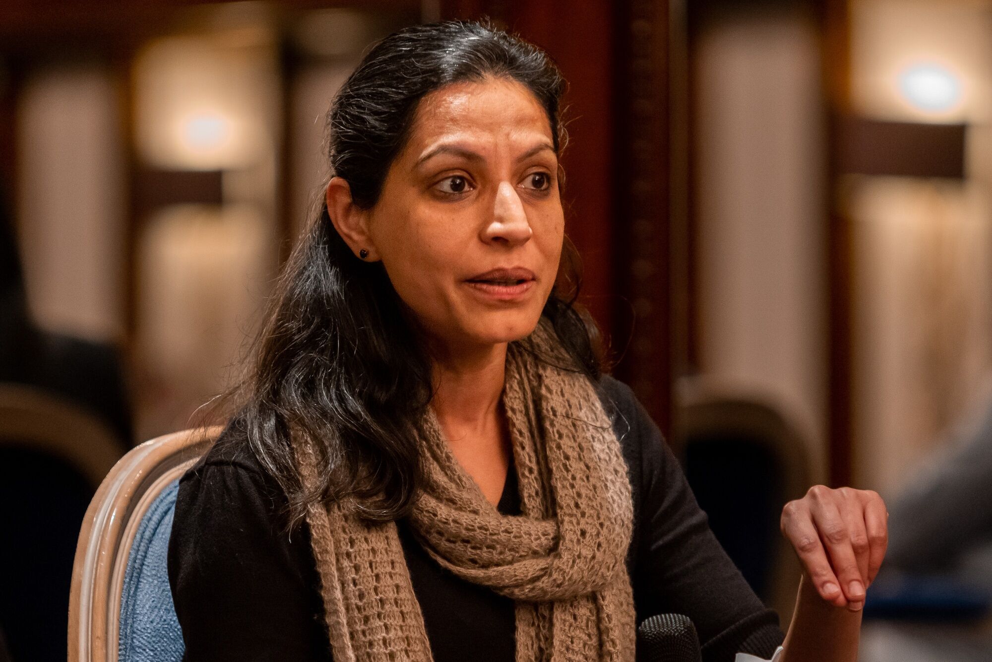 BOE’s Dhingra Expects Further Easing in Wage Pressures - Bloomberg