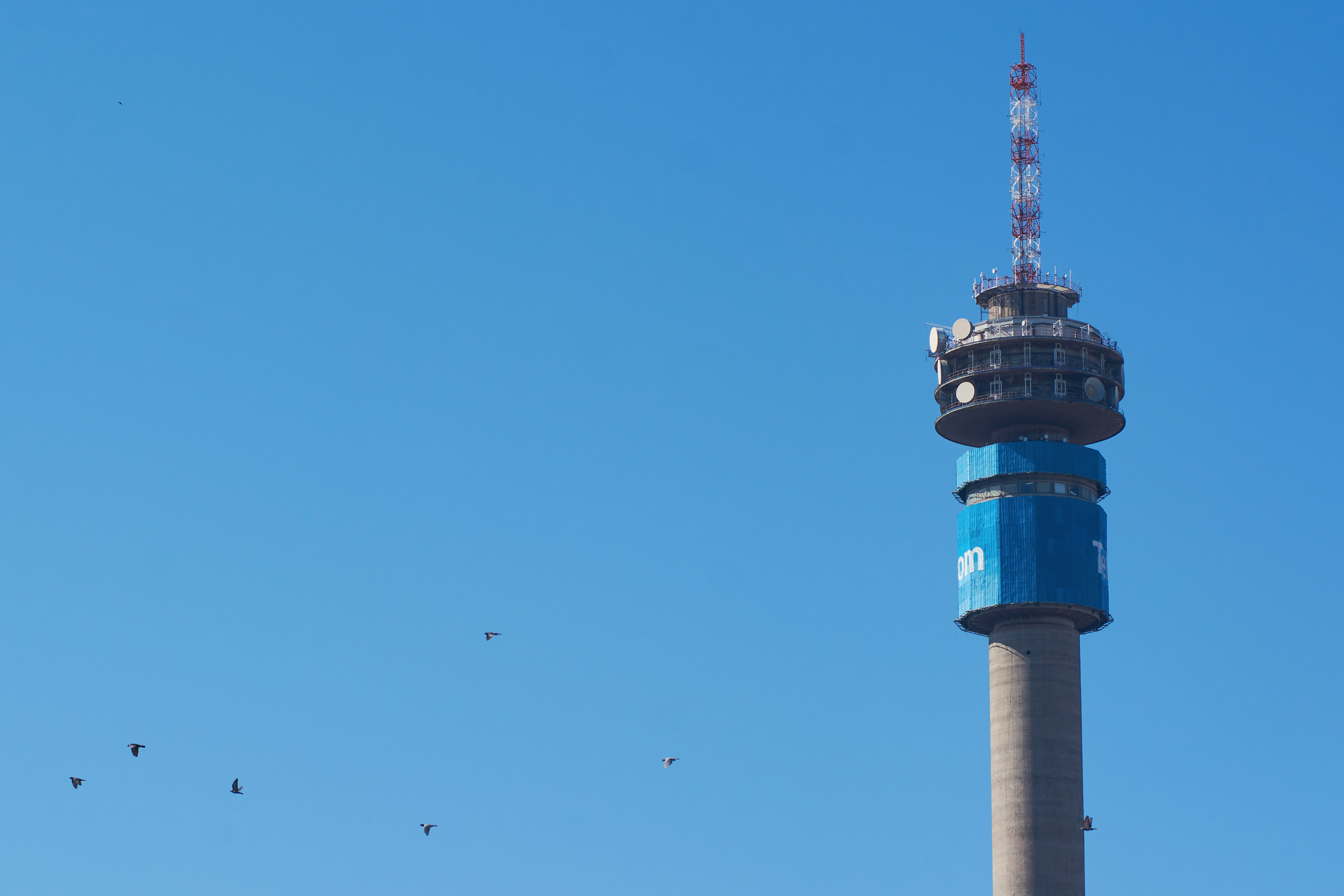 Actis in Talks to Buy Africa Tower Firm Swiftnet From Telkom - Bloomberg