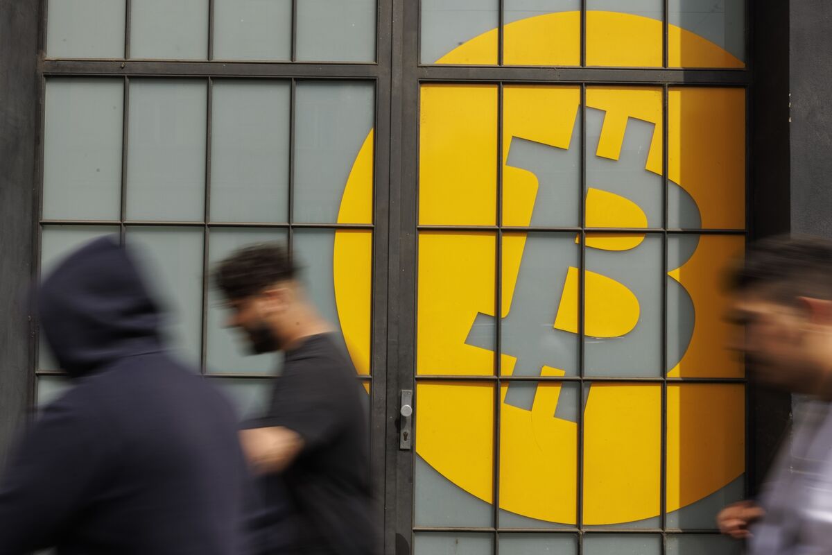 Bitcoin (BTC) Stumbles This Week After $30,000 Threshold Fails to Hold ... Bitcoin (BTC) Stumbles This Week After $30,000 Threshold Fails to Hold ...