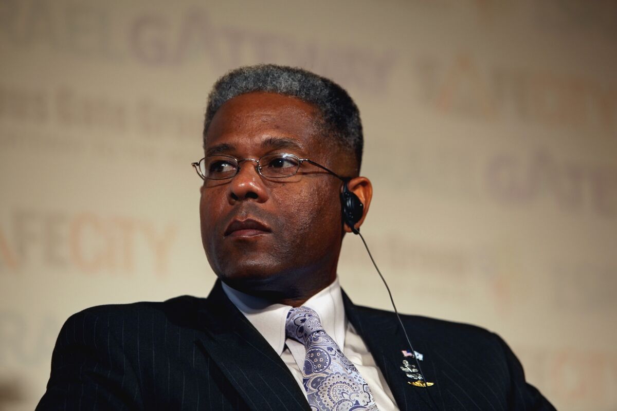 Ex-congressman Allen West of Florida Injured in Texas Crash - Bloomberg