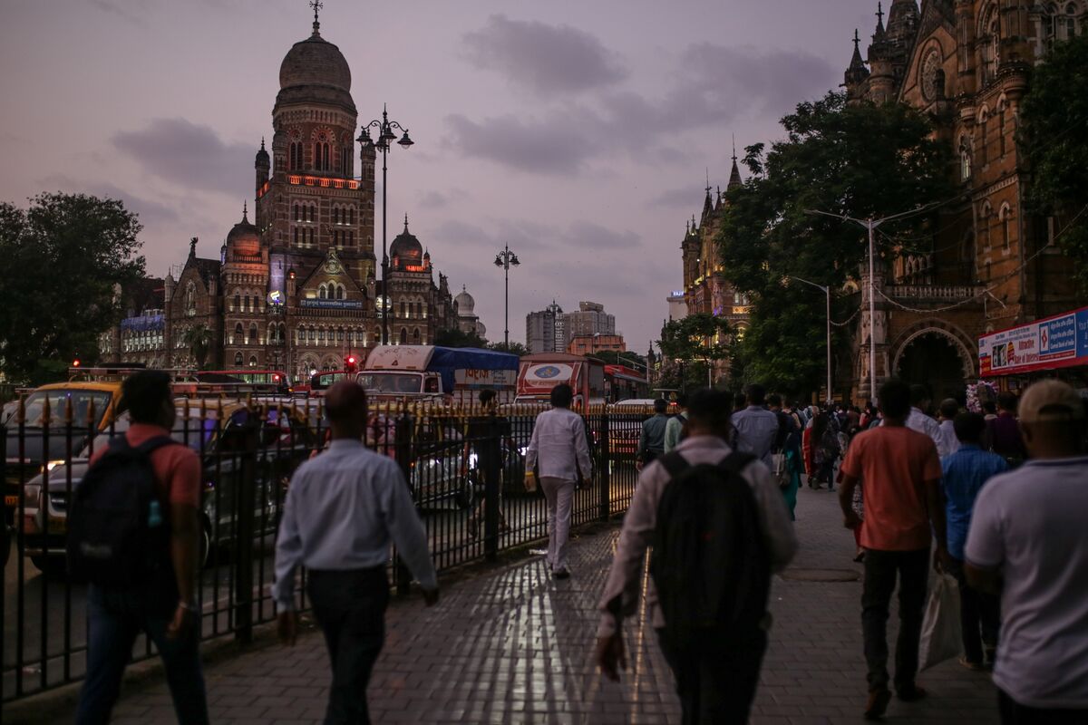 India’s Record Tax Cuts to Spur Rebound, Top Official Says - Bloomberg
