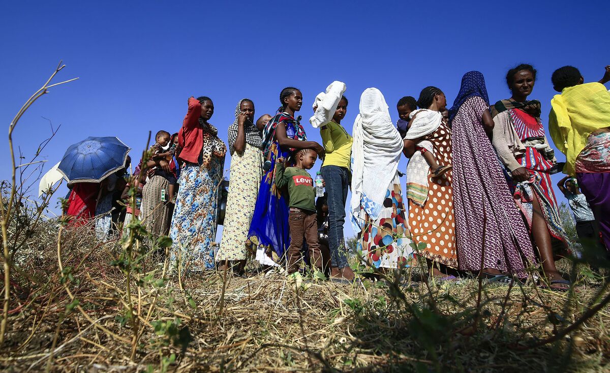 Famine Looms for 41 Million People as UN Bids to Avert Crisis - Bloomberg