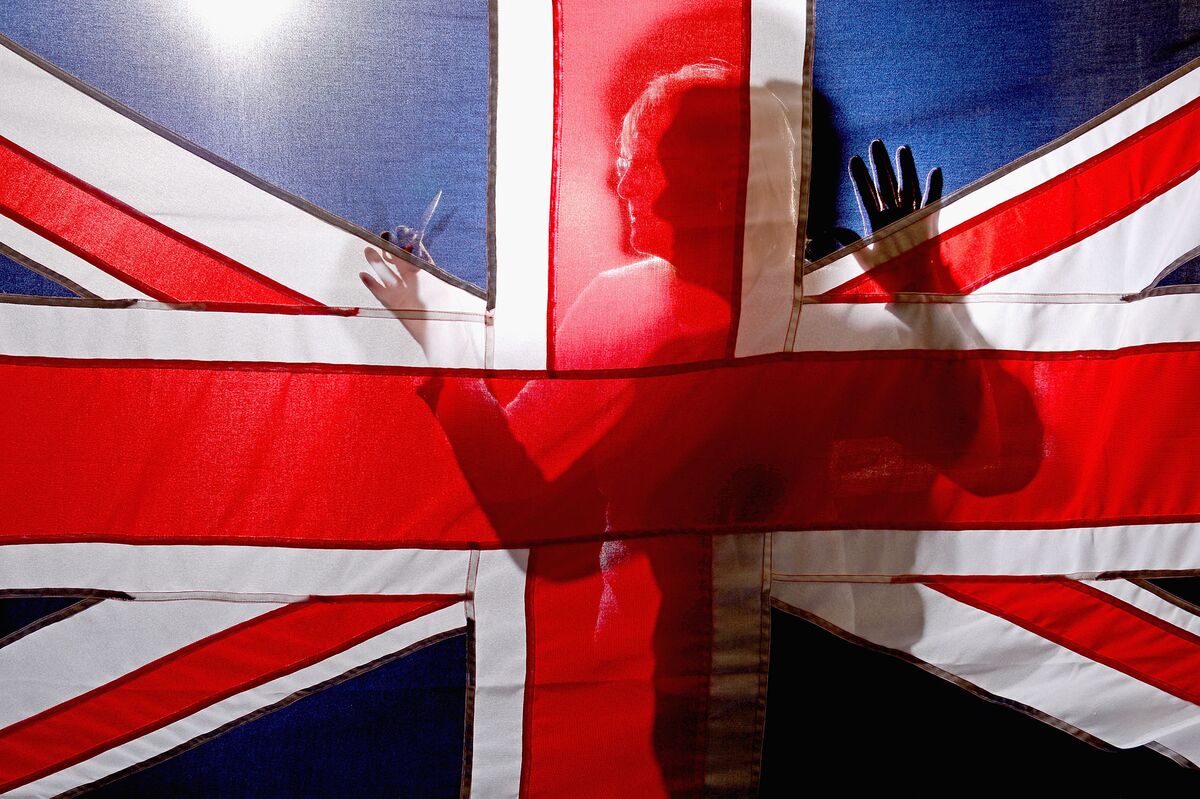 ‘Brexit’ and ‘Brexit’: The Biggest Risks to U.K. Economy in 2016 ...