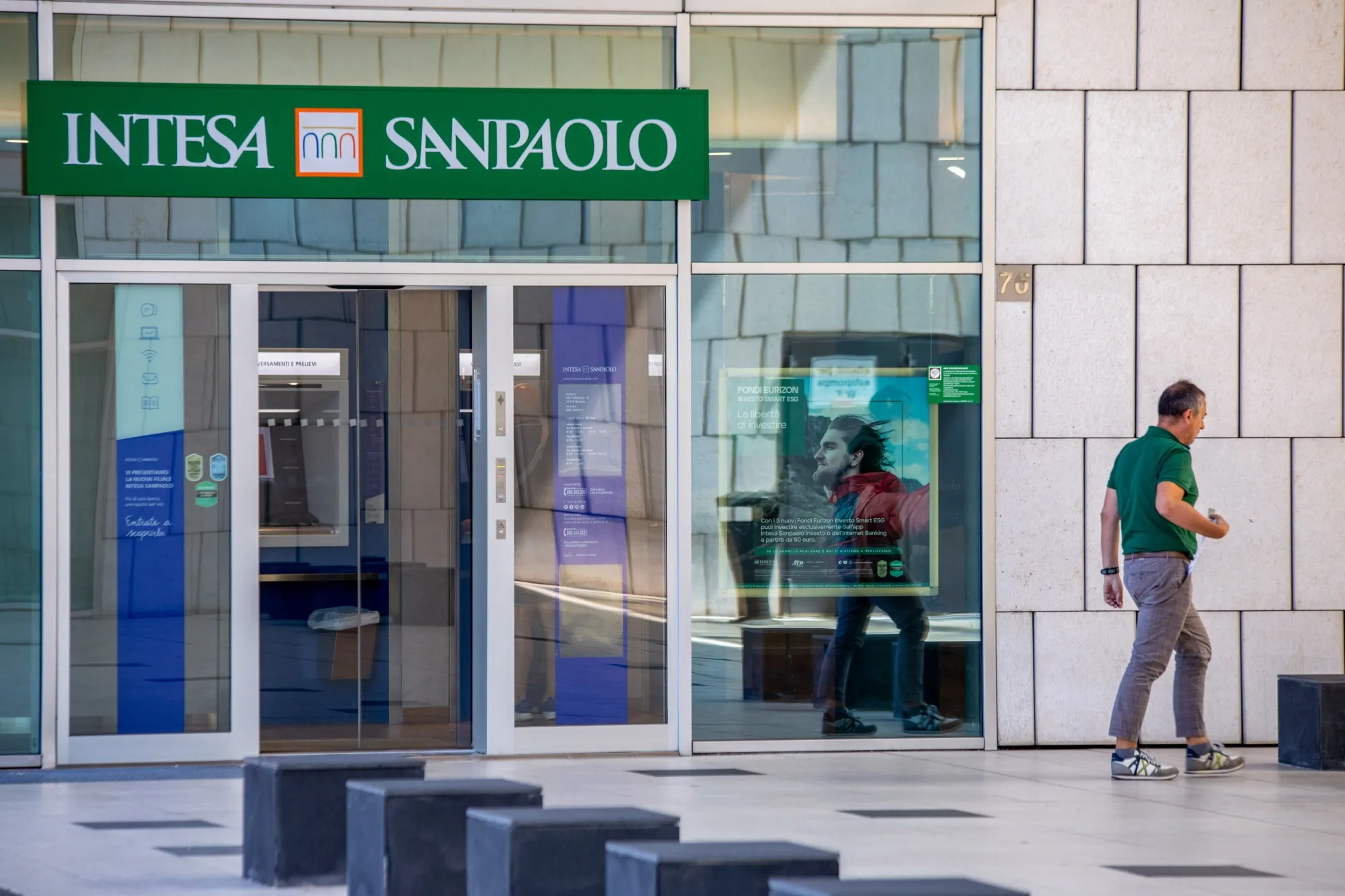 Italy’s Biggest Bank Intesa Widens Scope of Crypto Desk to Spot Trades ...