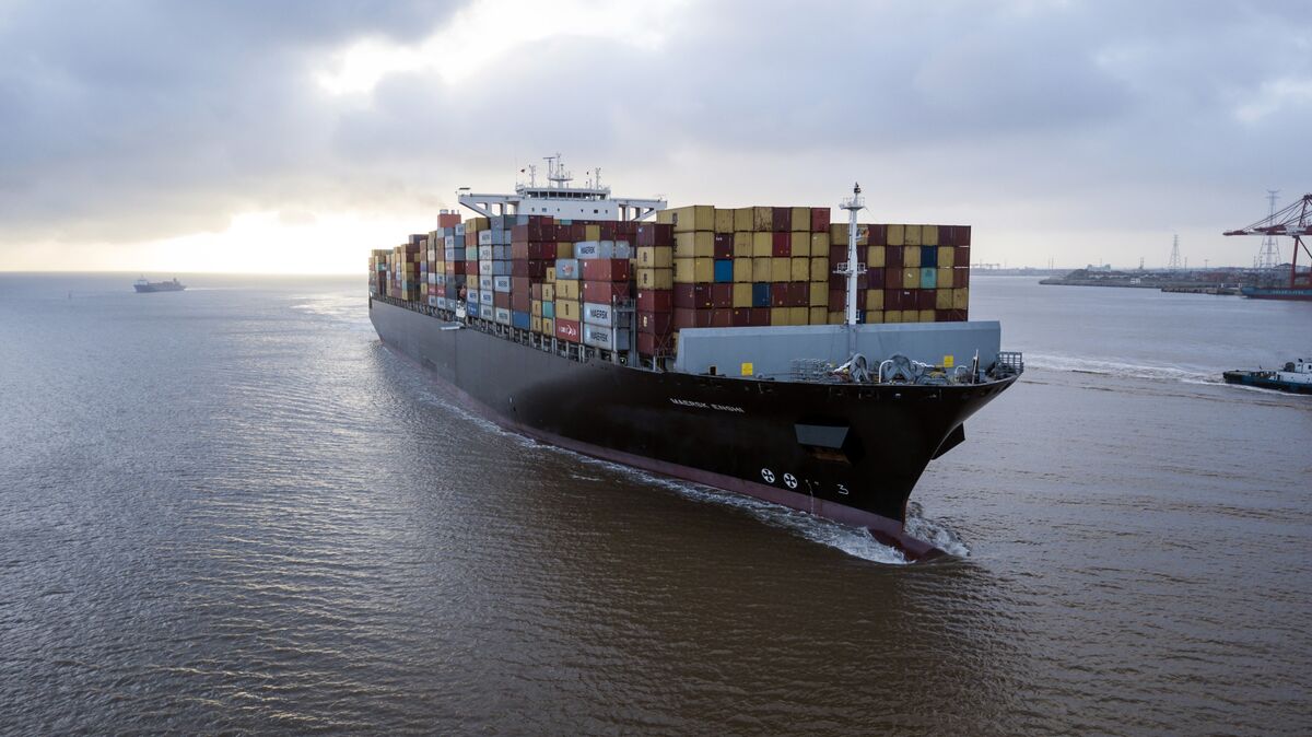 U.S. Goods-Trade Gap Widens to $71.4 Billion on Import Increase - Bloomberg U.S. Goods-Trade Gap Widens to $71.4 Billion on Import Increase - Bloomberg
