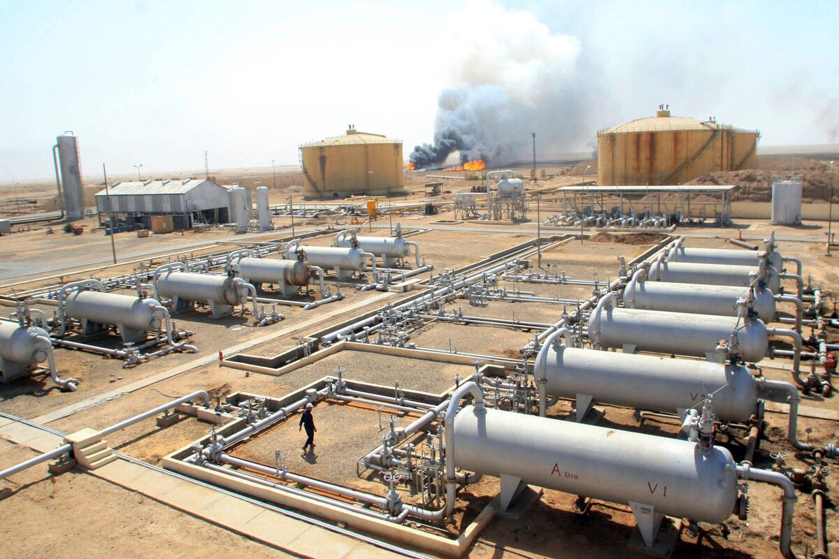 BP, PetroChina Spin Out Iraq’s Rumaila Field to New Company - Bloomberg