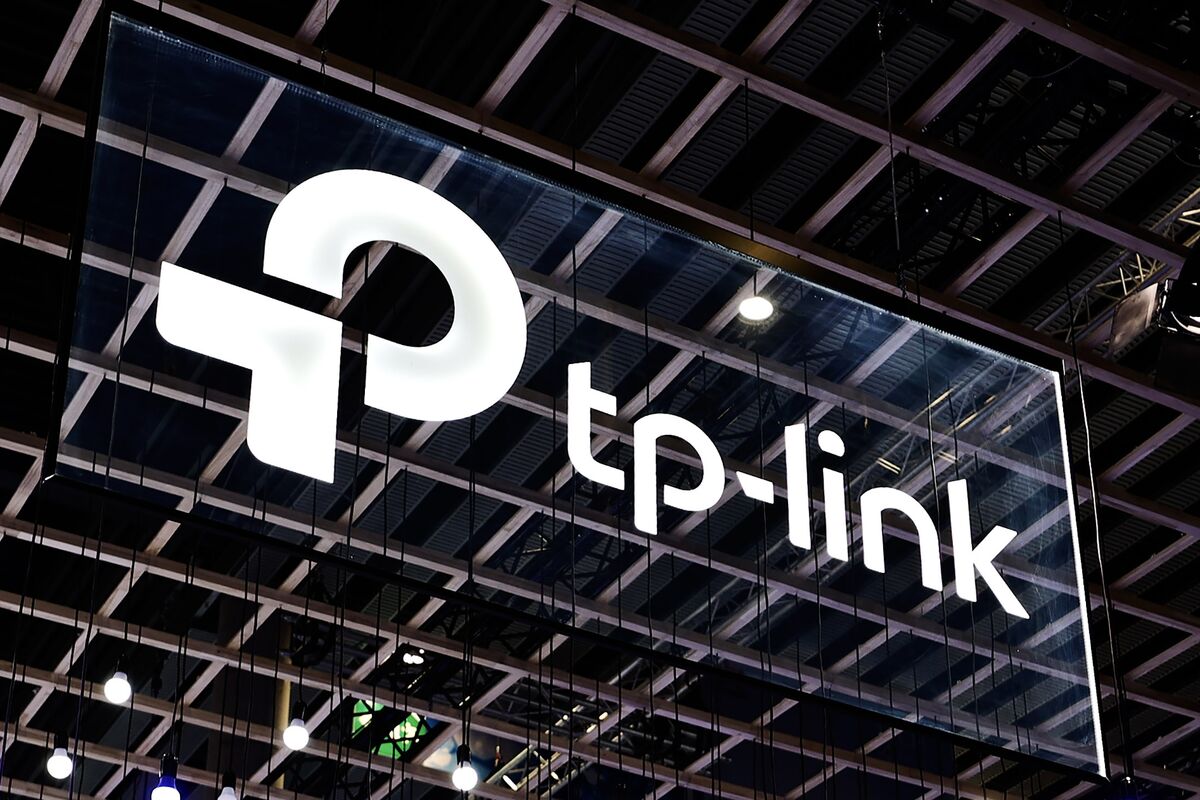US Weighs Action Against China-Linked Router Giant TP-Link - Bloomberg