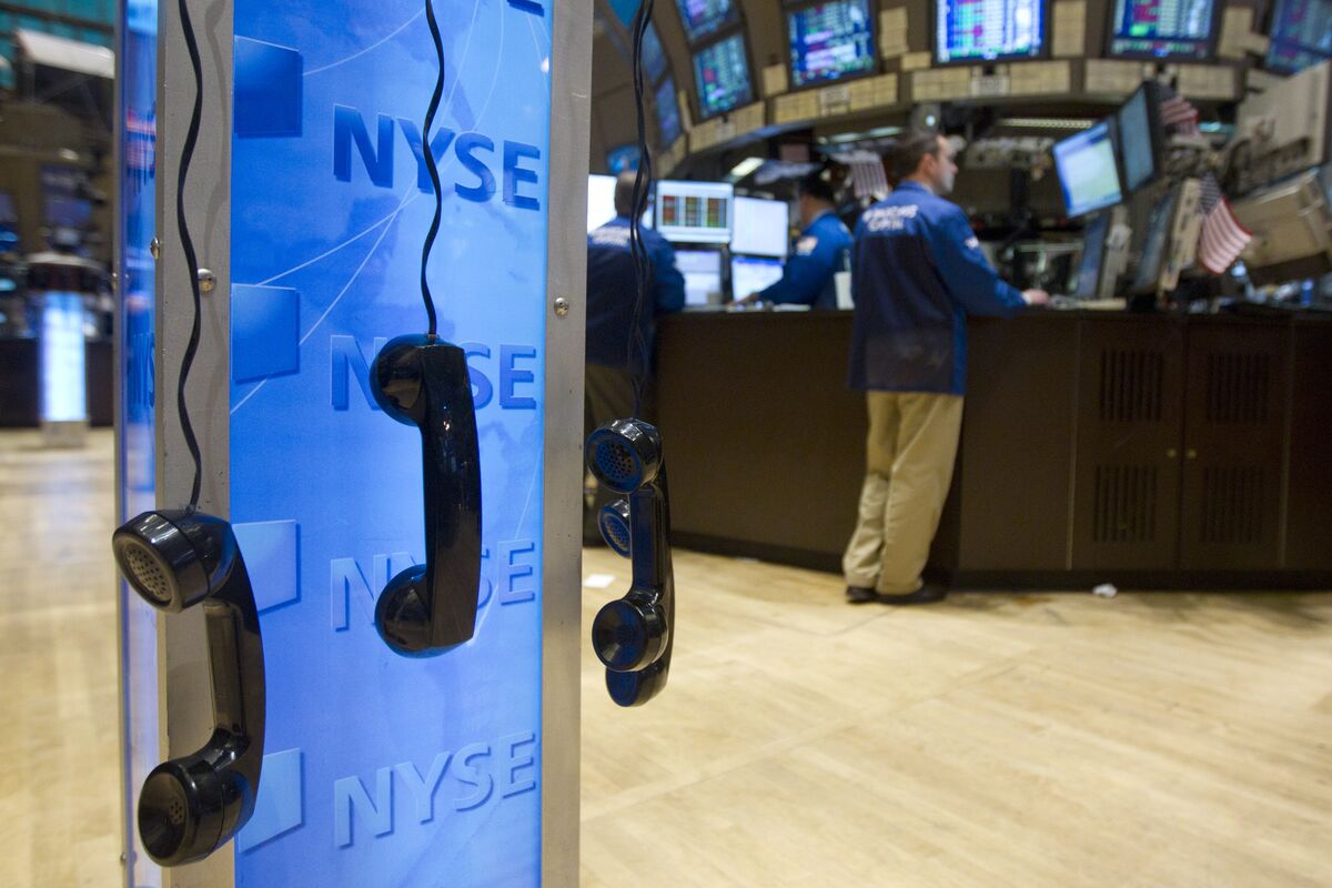 These Are the Charts That Scare Wall Street - Bloomberg