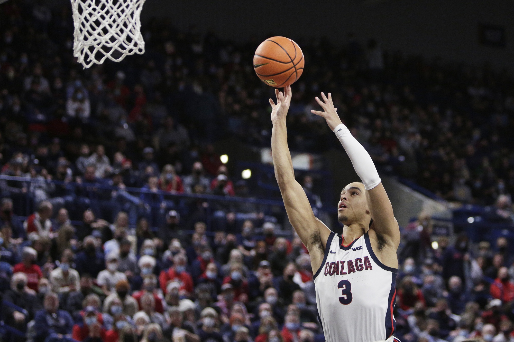 Holmgren, Watson Lead No. 4 Gonzaga Past Northern Arizona - Bloomberg