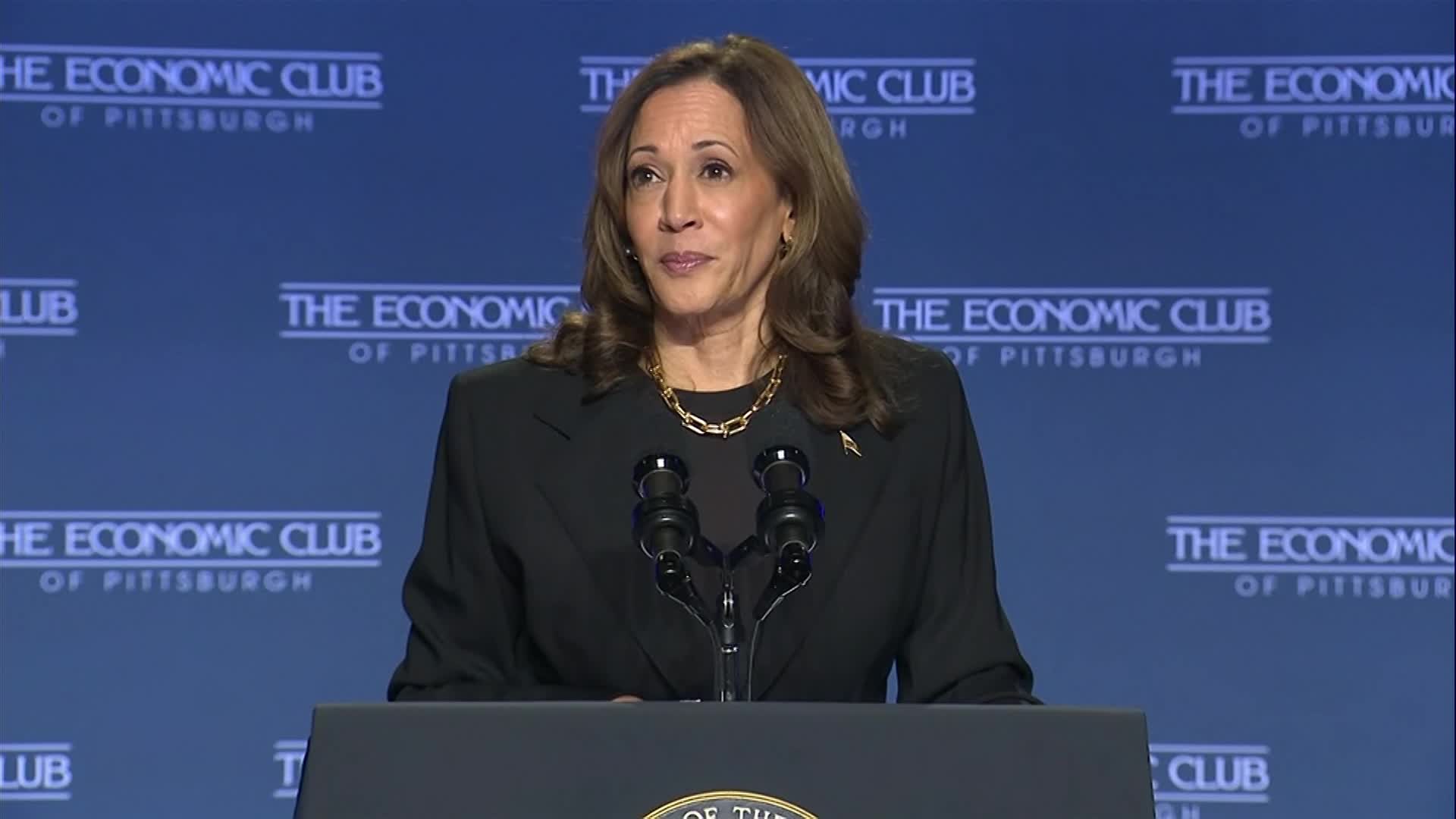 Watch Harris Says She’s a Pro-Labor ‘Capitalist’ - Bloomberg