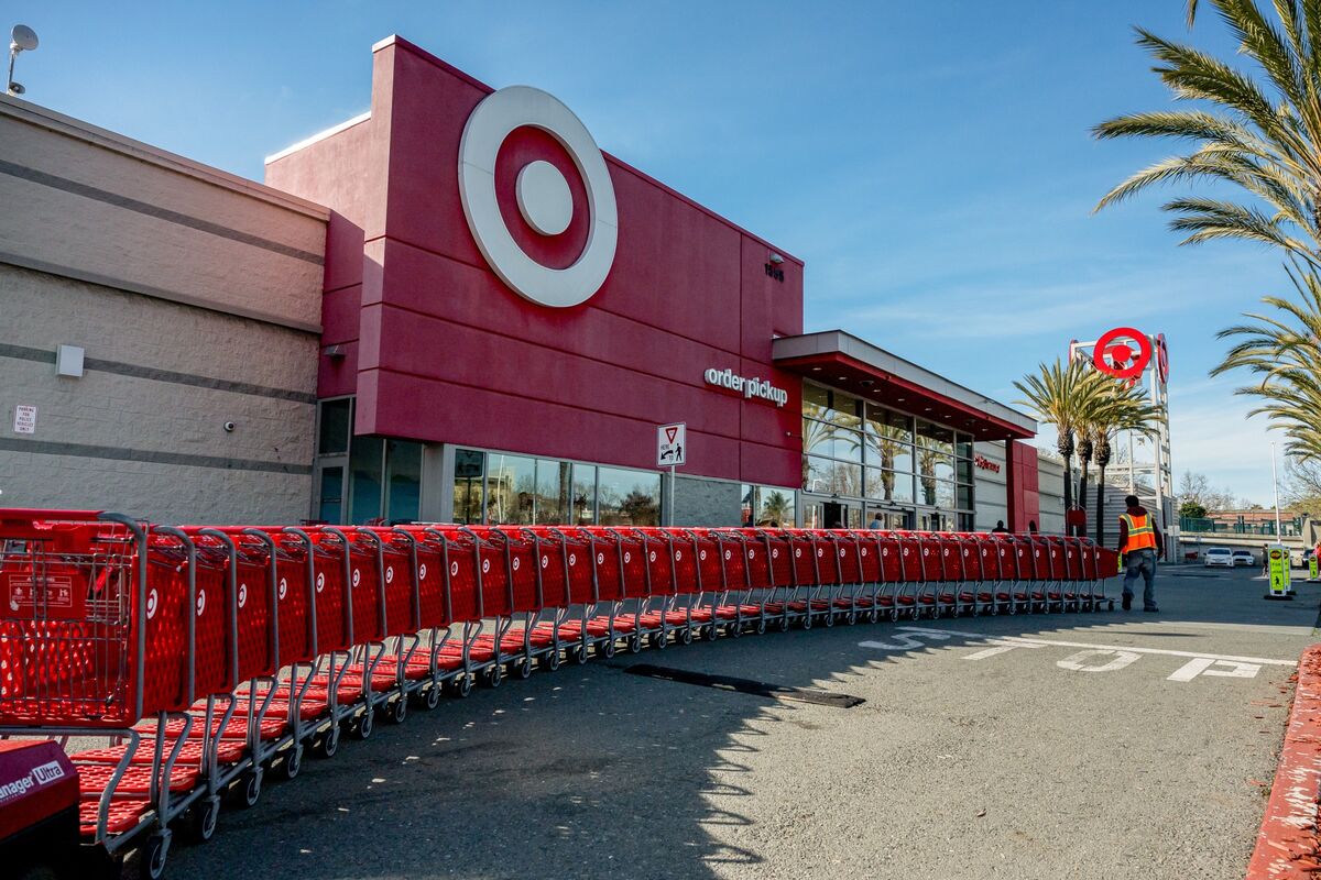 Target Surprises With Upbeat Forecast on Improving Demand - Bloomberg