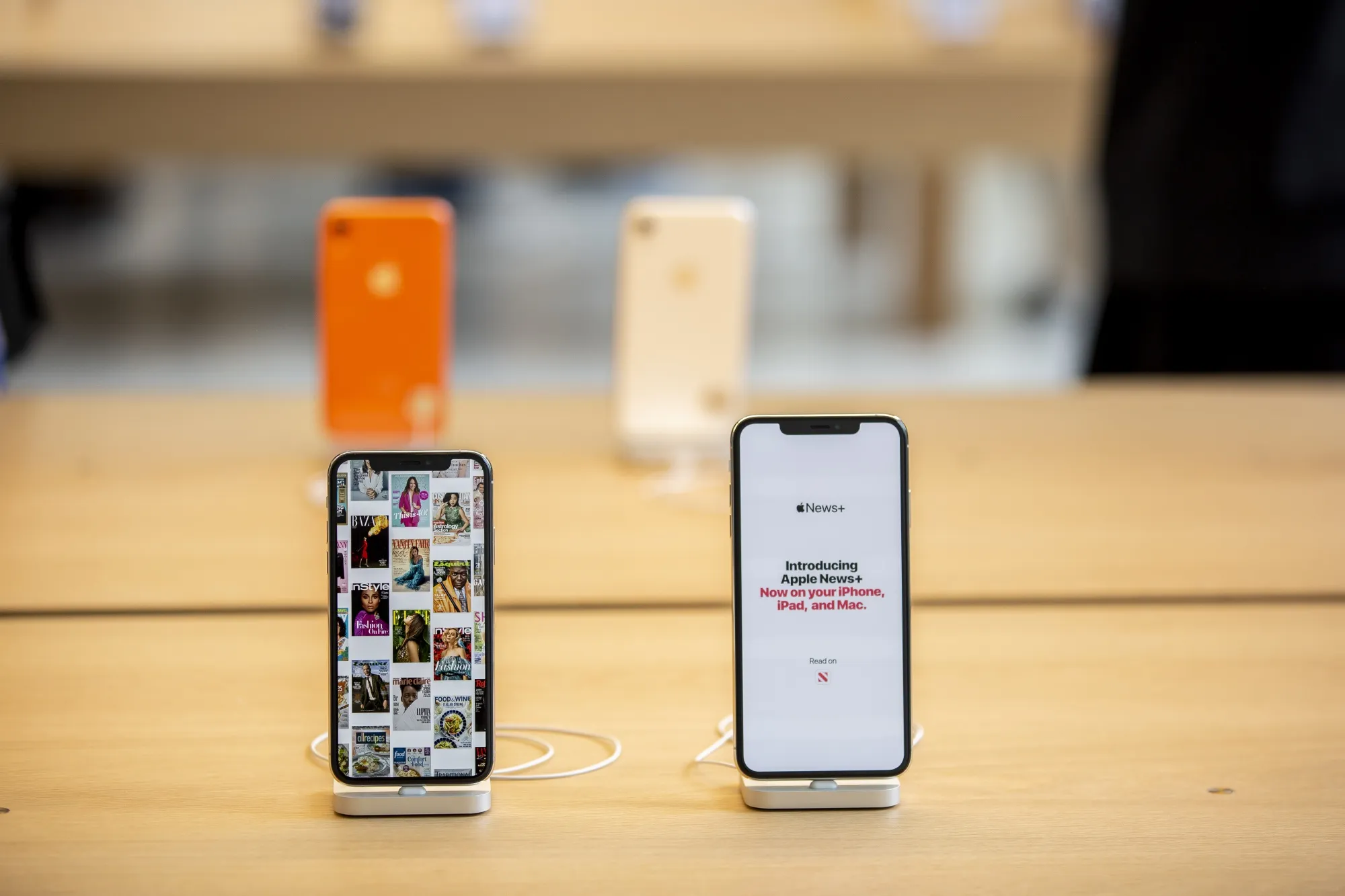 Apple Faces Higher IPhone Production Costs With Tariffs: Wedbush ...