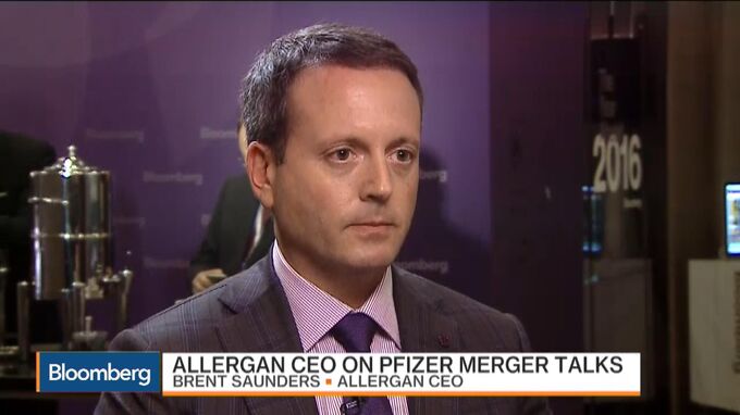 Pfizer, Allergan Said to Discuss Making Saunders CEO in Deal - Bloomberg