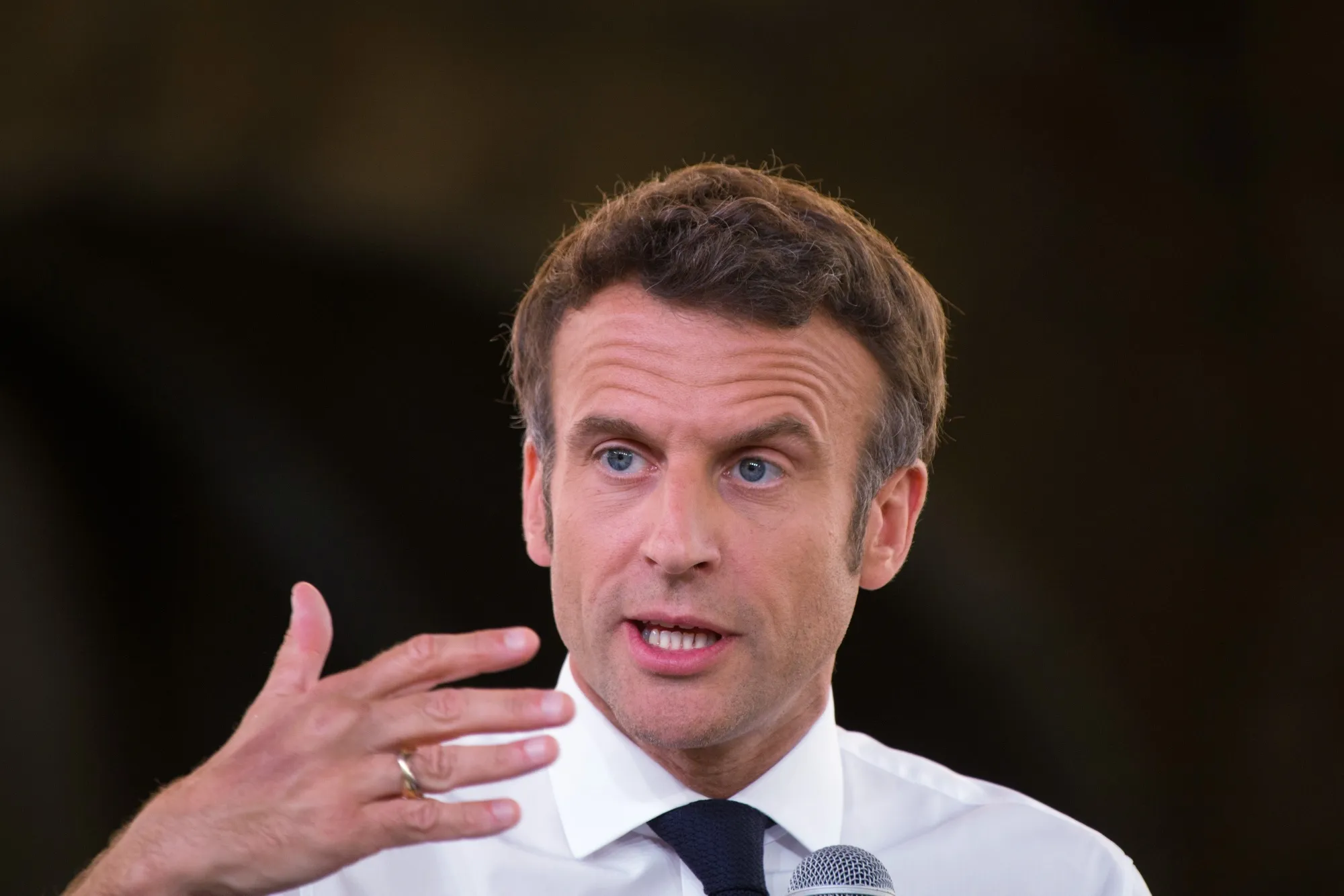 France to Raise Minimum Retirement Age to 64 as of 2030 - Bloomberg