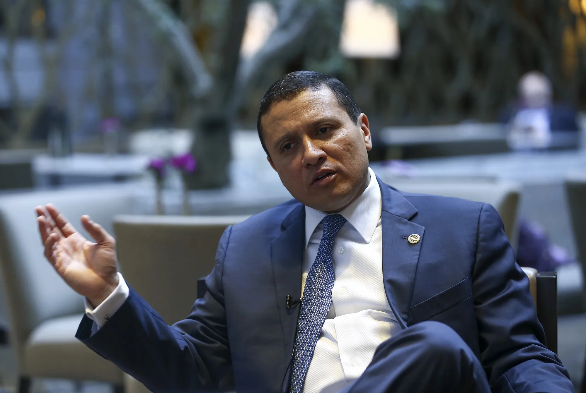 Walls Won't Stop Migration, Says Guatemala Election Leader - Bloomberg