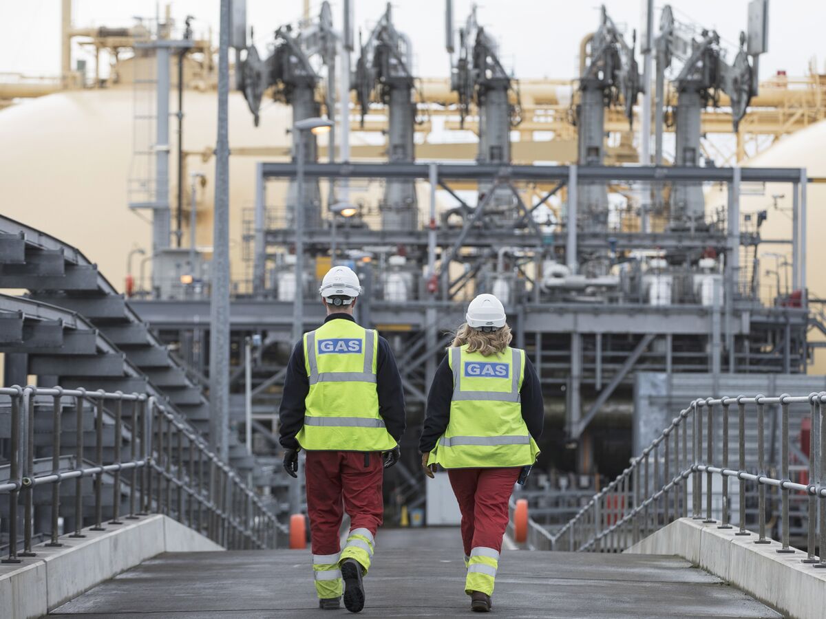 Europe Gas Spikes as Major Dutch Gas Site Set to Close - Bloomberg