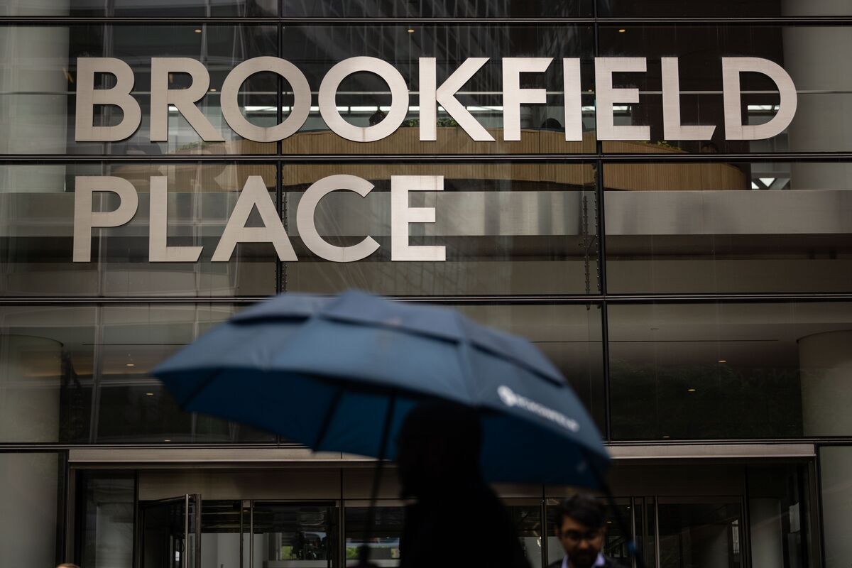 Brookfield Nets 18% on Colombia Asset Sale to Affiliate, Qatar - Bloomberg