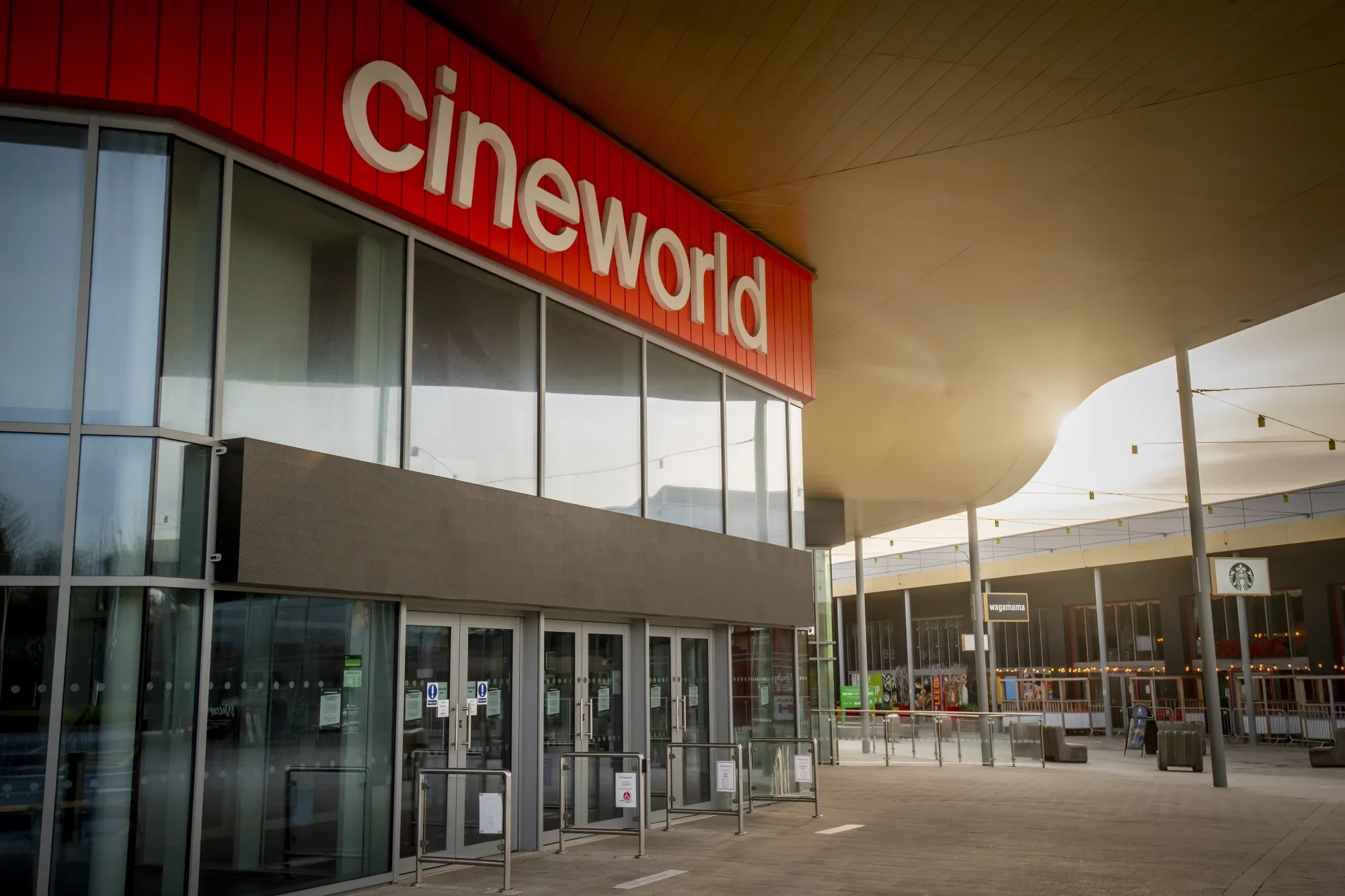 Cineworld (LON:CINE) Nears New Ad Deal That May Spurn National CineMedia - Bloomberg