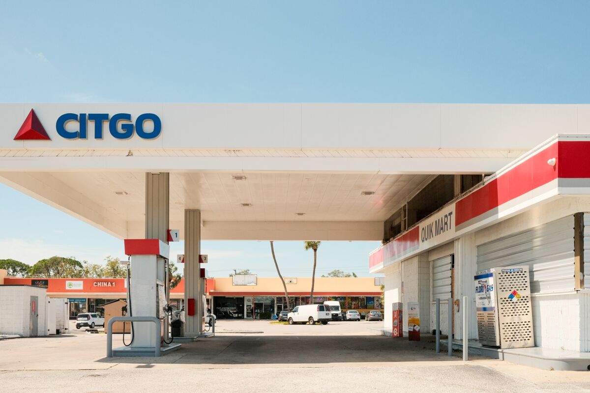 Elliott Affiliate’s $6 Billion Citgo-Shares Bid Wins Auction - Bloomberg