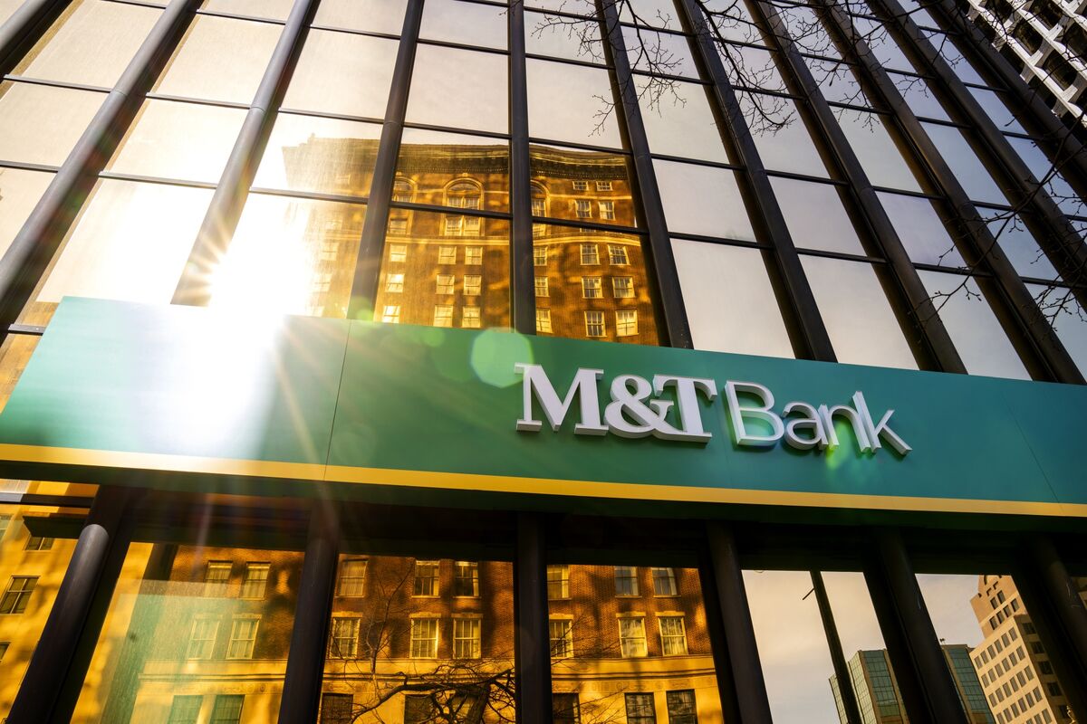 M&T Bank (MTB) Soars Most in Two Years After Guidance Pushed Higher ...
