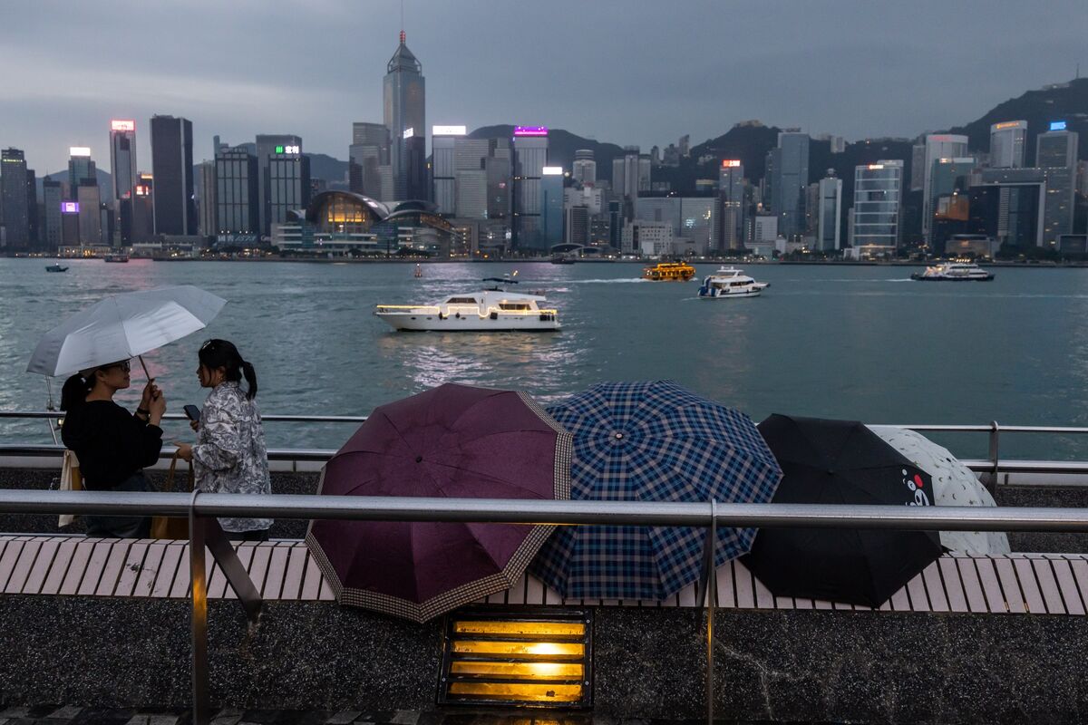 Shuli Ren - Journalist Profile - Intelligent Relations